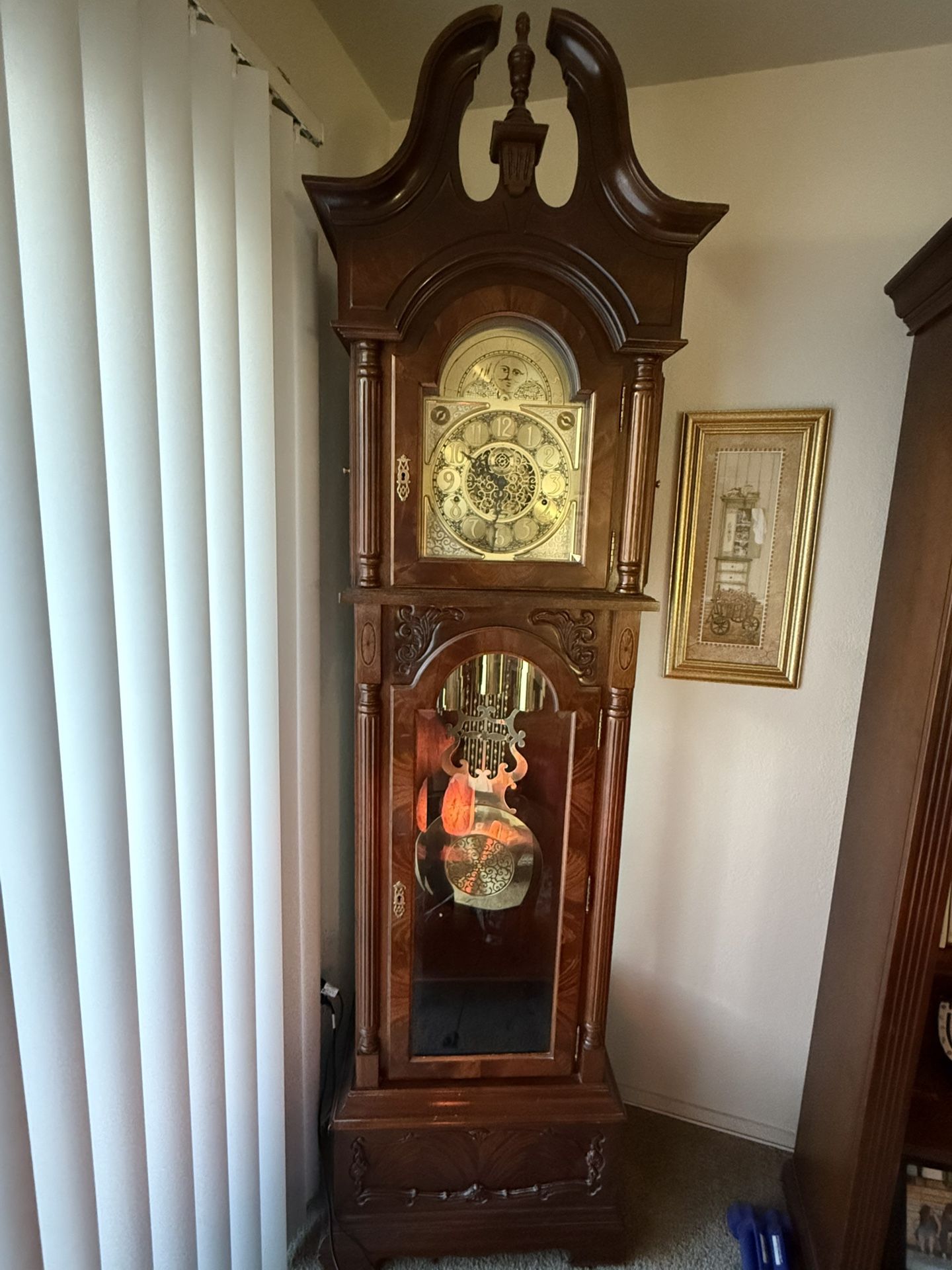 Ridgeway Grandfather Clock for Sale in Henderson, NV - OfferUp