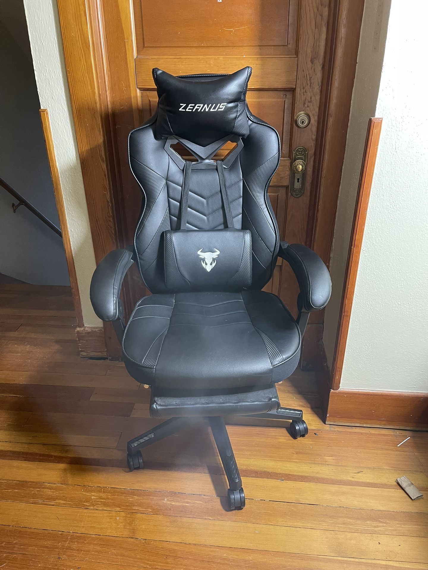 Zeanus Game Chair for Sale in Greeley CO OfferUp