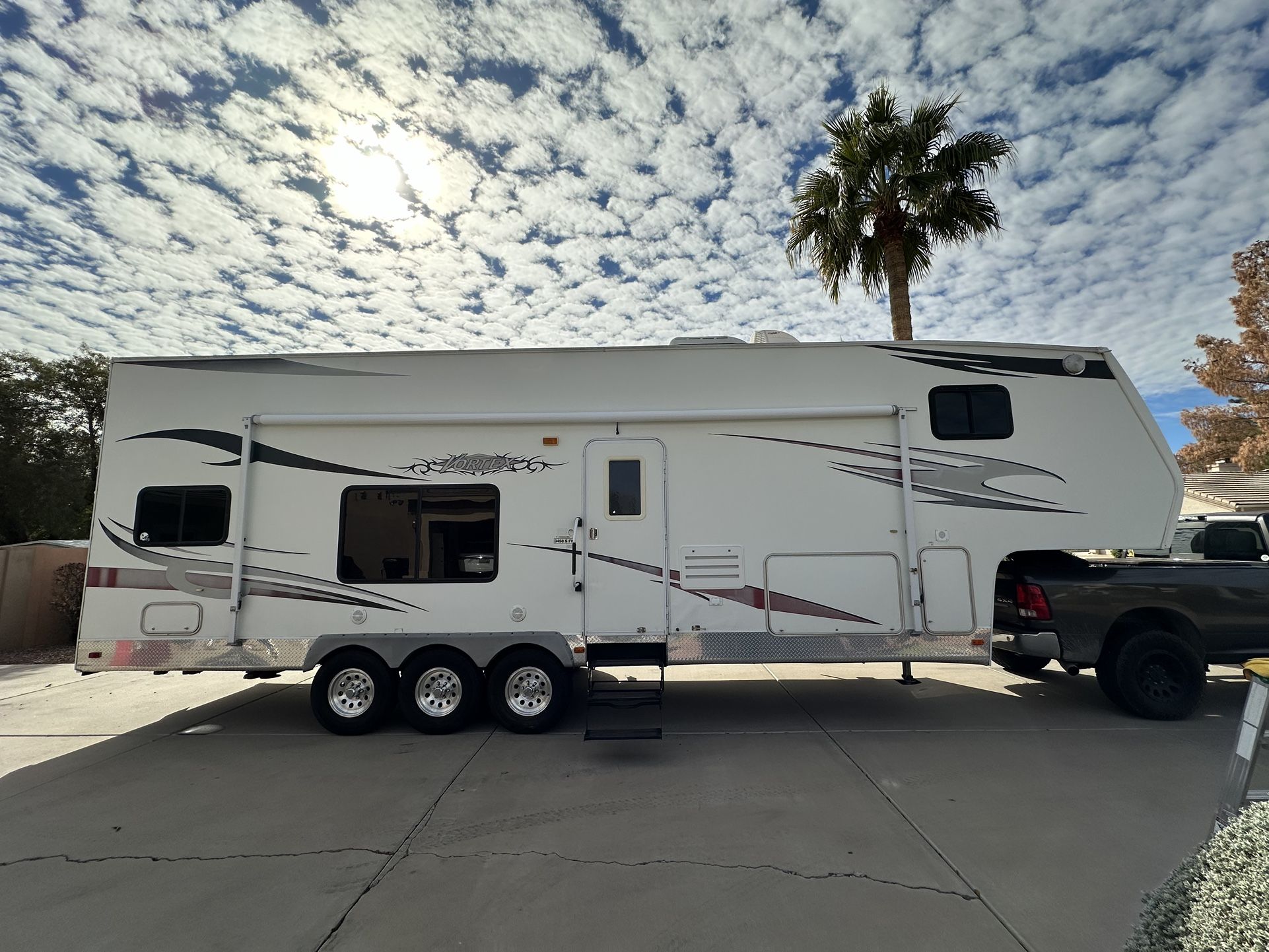 2007 Thor Vortex 3450 S FW for Sale in Gilbert, AZ - OfferUp