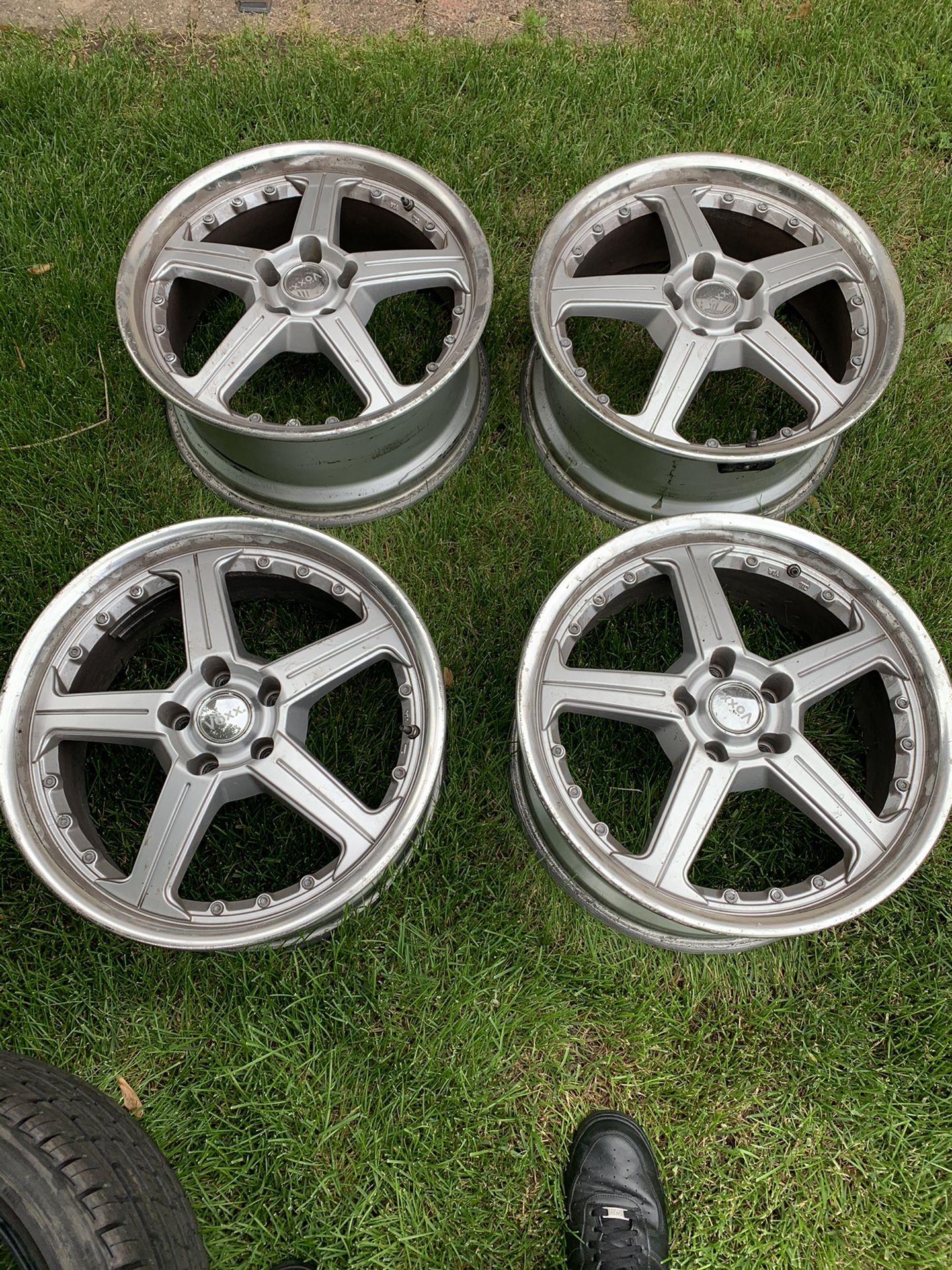 Selling these 5x112 wheels 18s for Sale in Lake in the Hills, IL - OfferUp