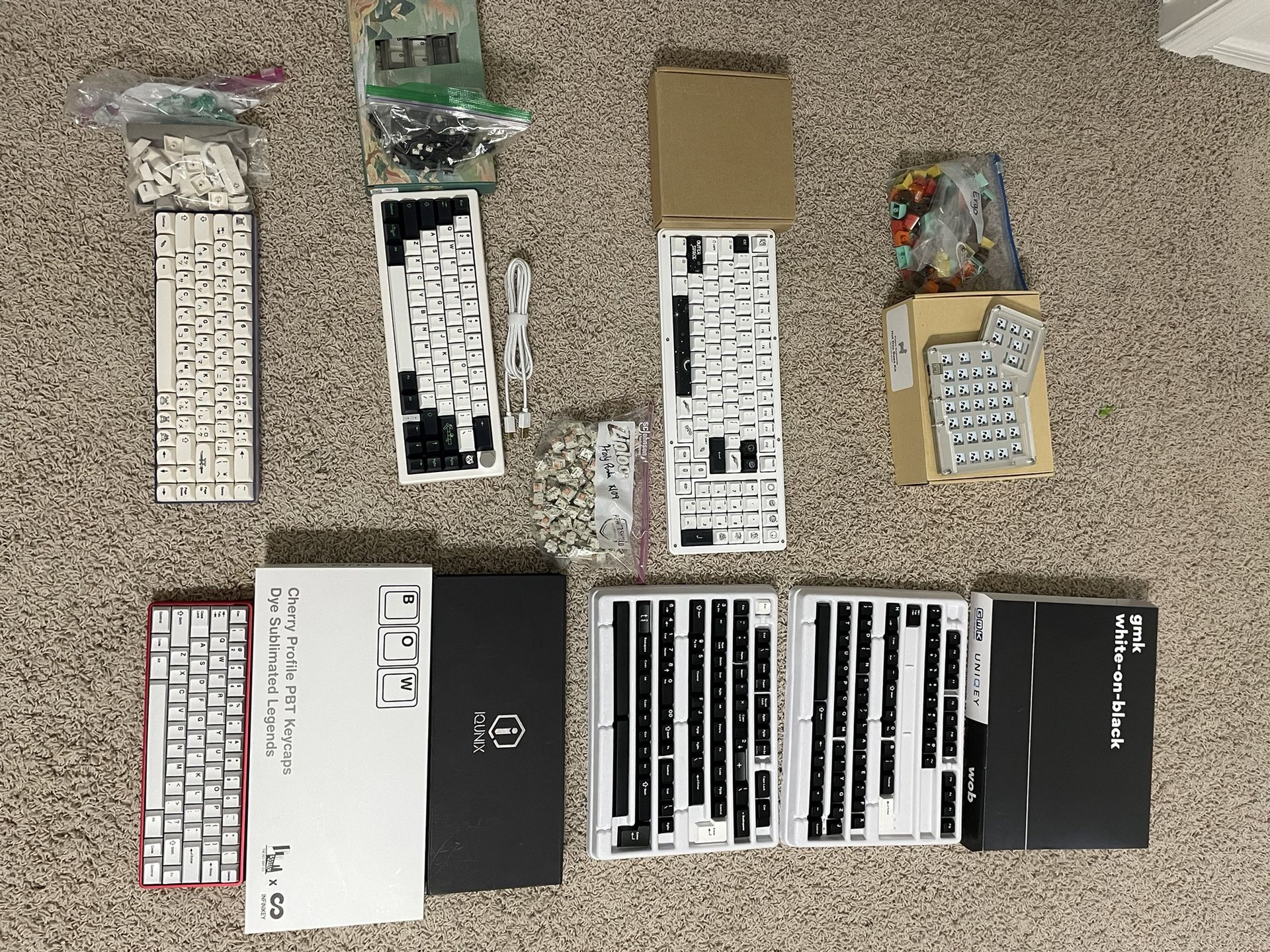 BULK LOT | Selling Everything | Custom Keyboards | Keycaps for Sale in ...