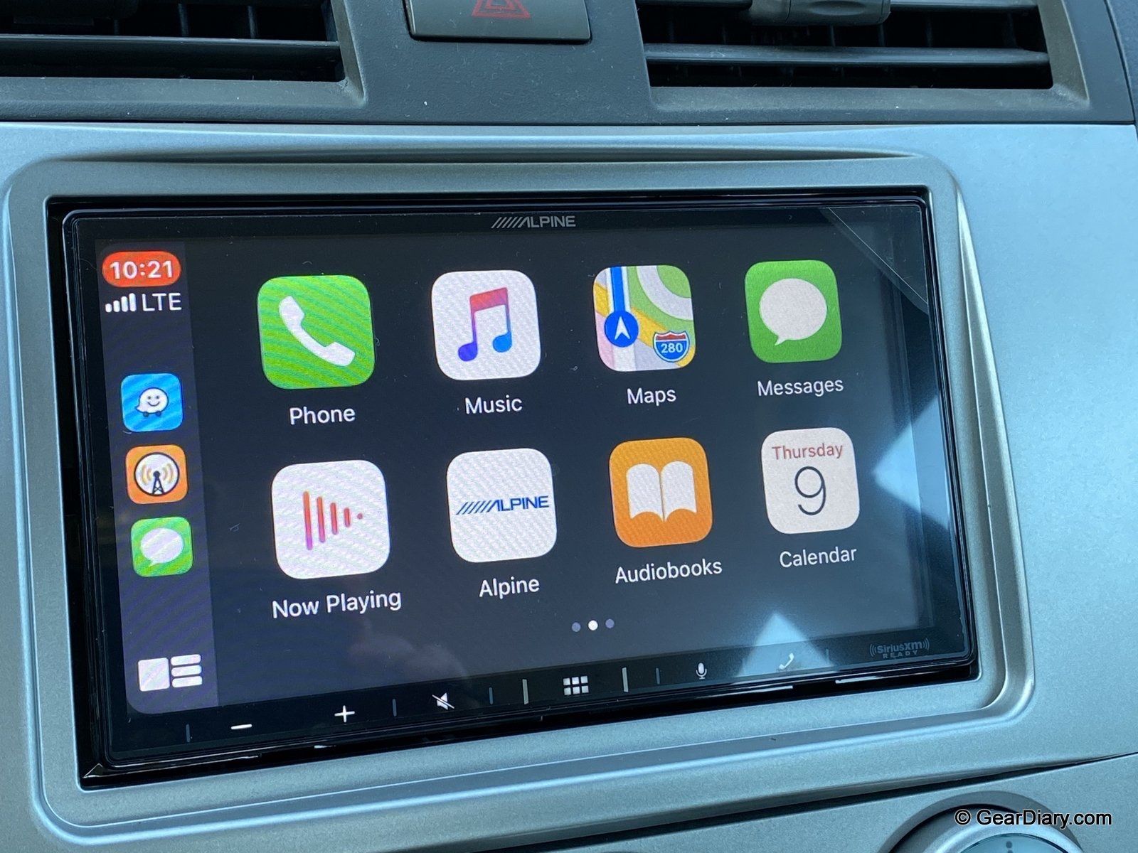 New alpine Double din car stereo with installation. CarPlay & android ...