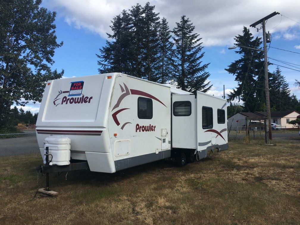 2006 Prowler 27 Ft trailer live in special quick sell for Sale in ...