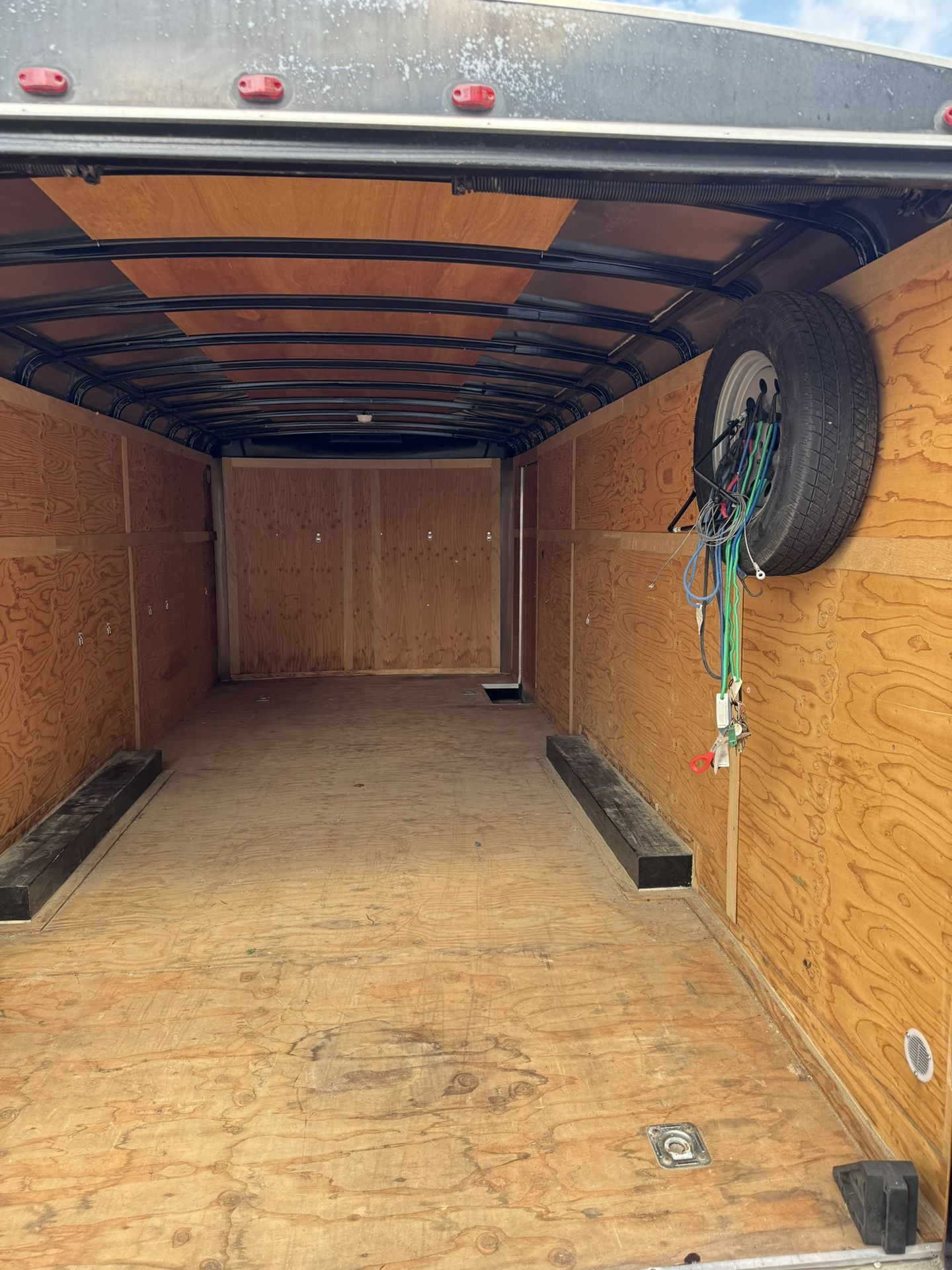 2018 TRAILER ENCLOSED 20x8 for Sale in Pembroke Pines, FL - OfferUp
