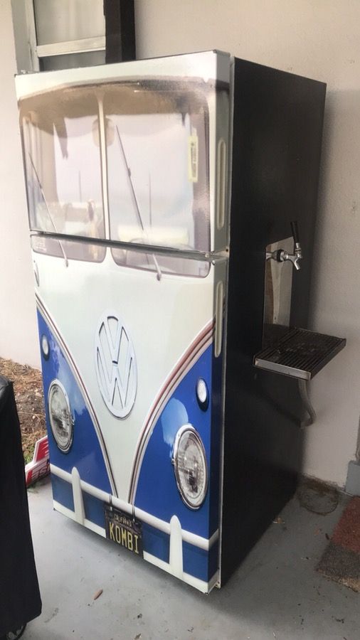 A Kegerator Fridge That Looks Like A VW Bus | atelier-yuwa.ciao.jp