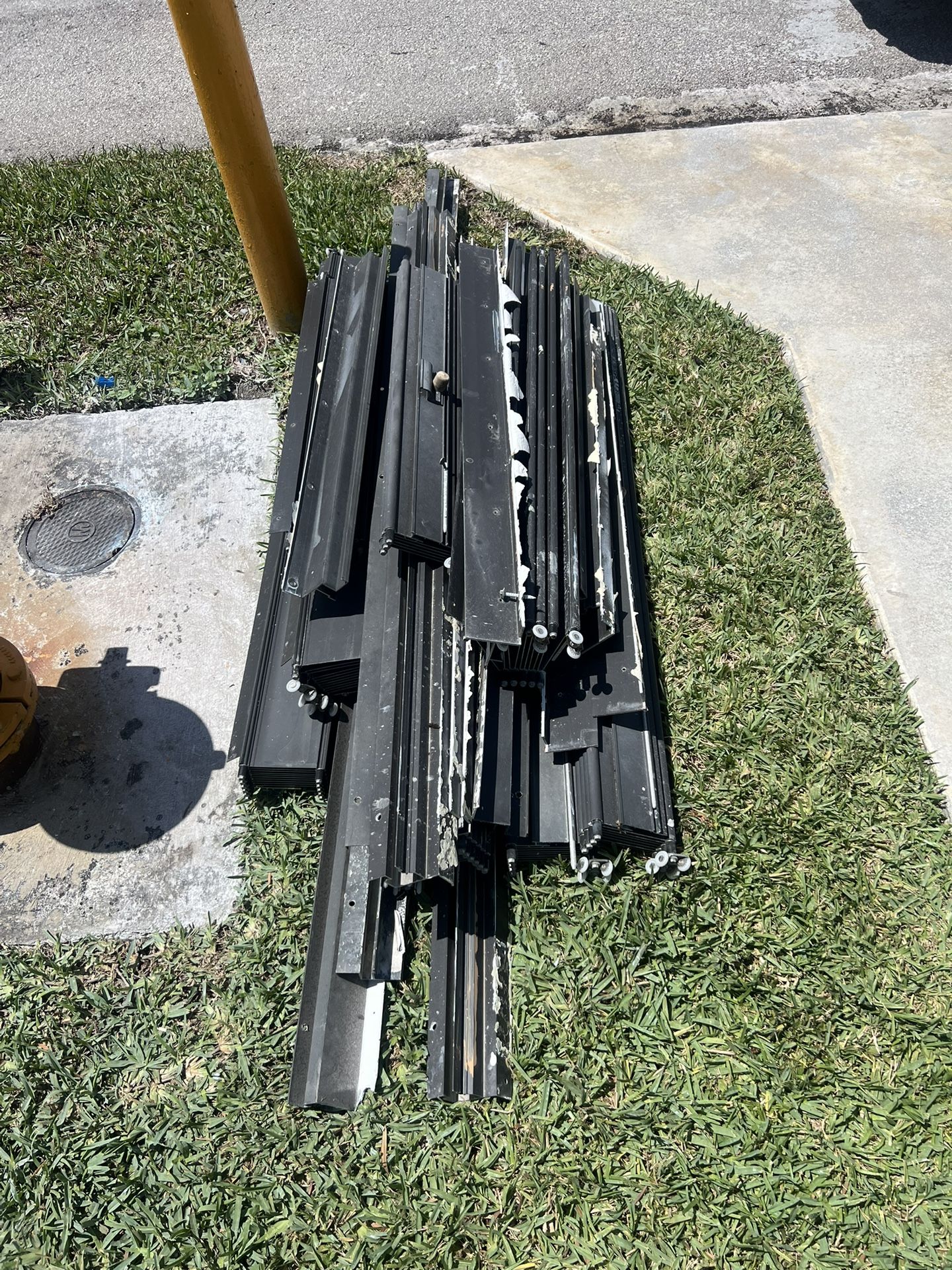 Free Metal Shutters for Sale in Miami, FL - OfferUp