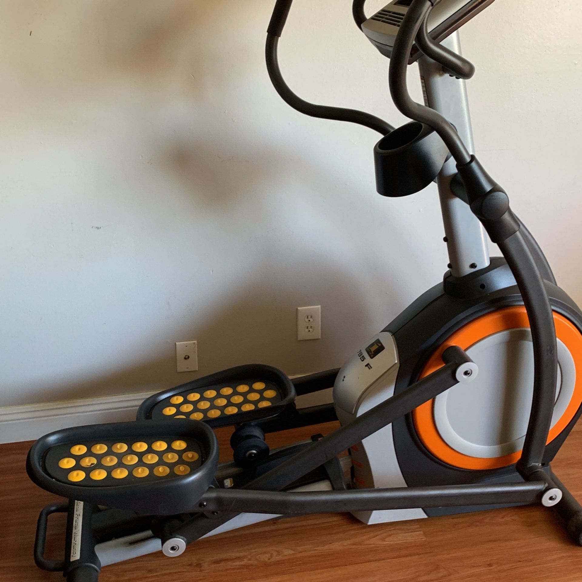Pro Form Exercise Bike for Sale in Las Vegas, NV - OfferUp