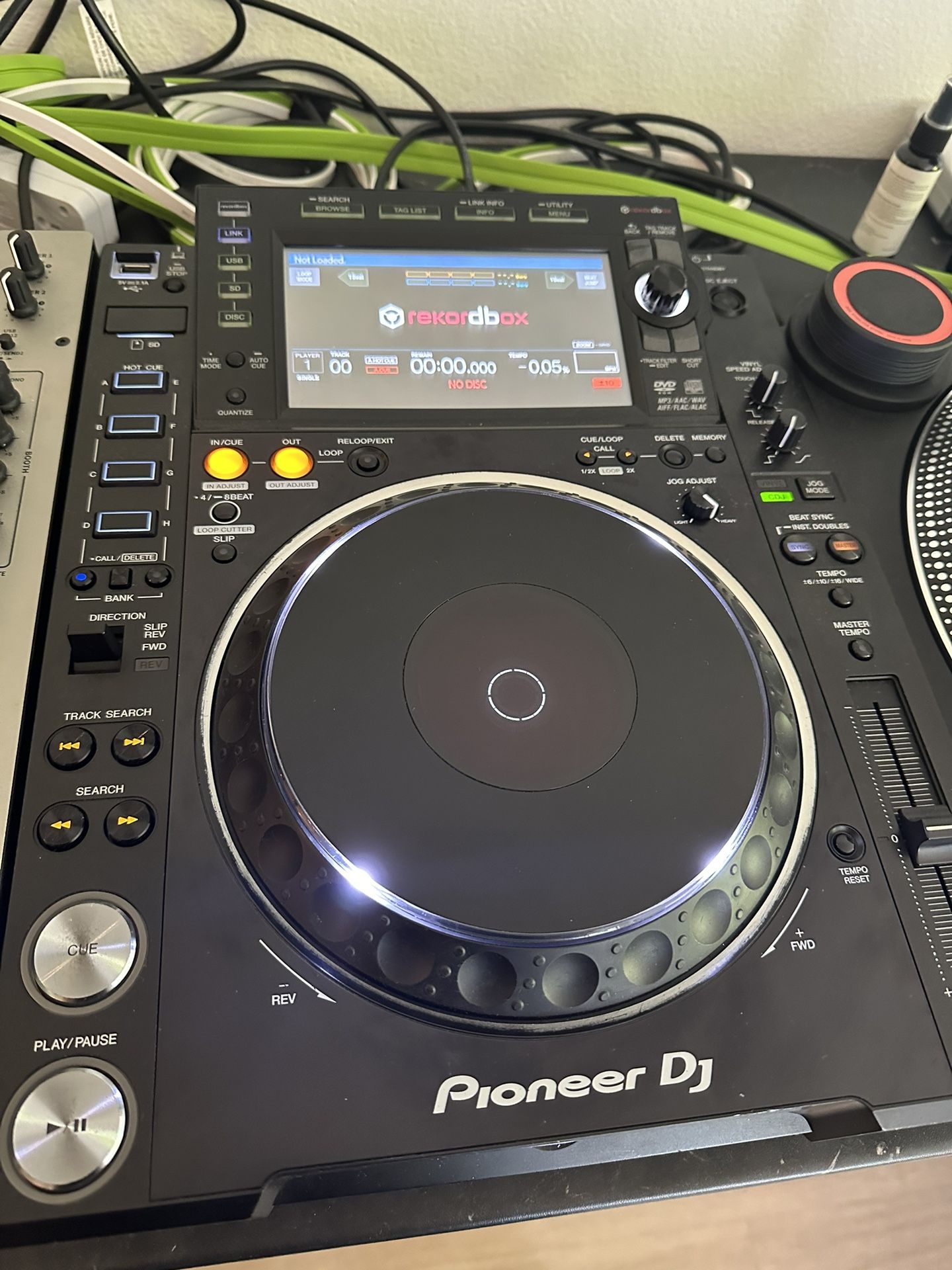 Pioneer Dj CDJ 2000 Nexus 2 NXS2 for Sale in Los Angeles, CA - OfferUp