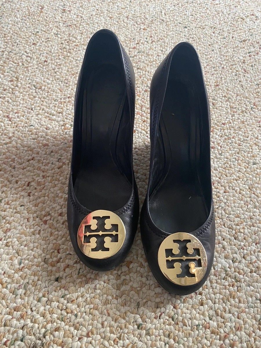 Tory Burke Black Leather Wedges Size 6 for Sale in Biscayne Park, FL ...