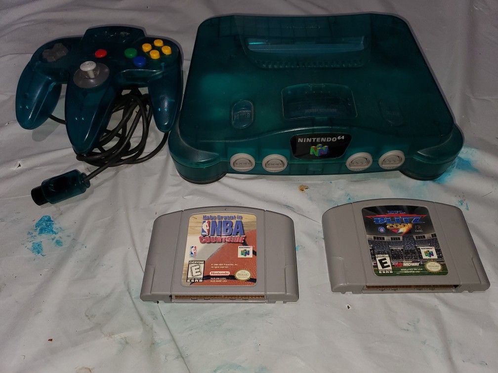Complete NINTENDO 64 Ice Blue Clear Console System With 2 Controllers ...