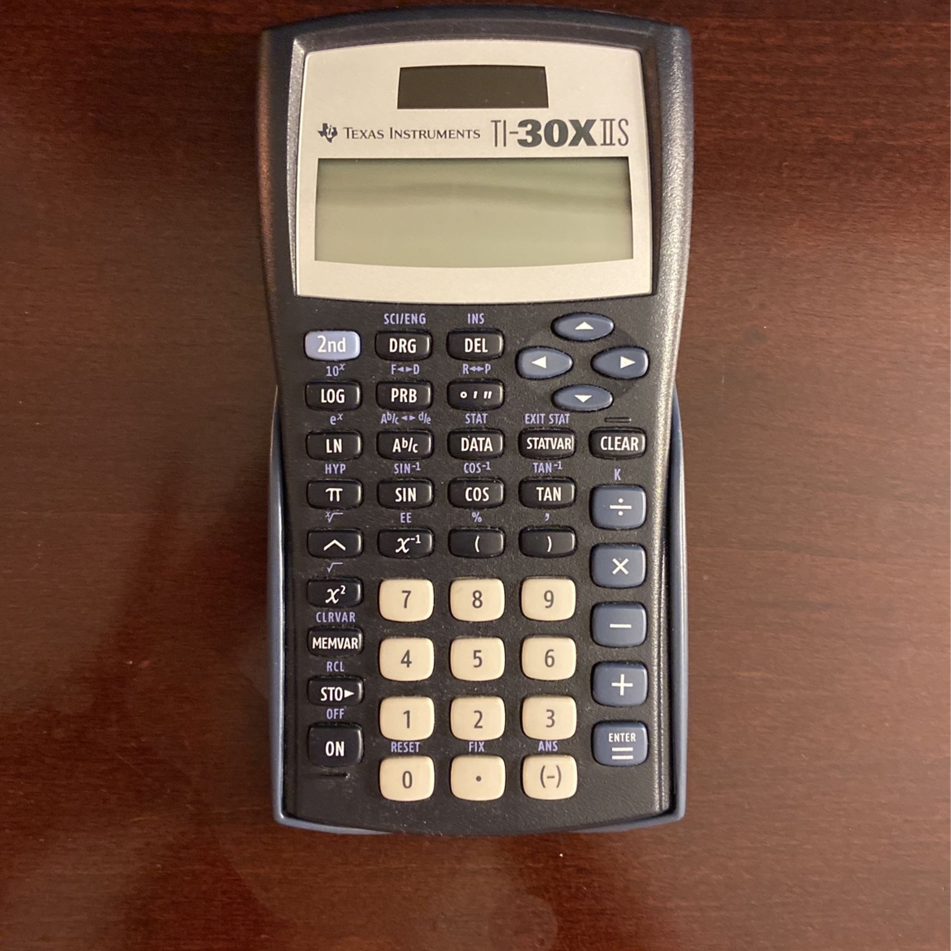 Calculator Ti 30