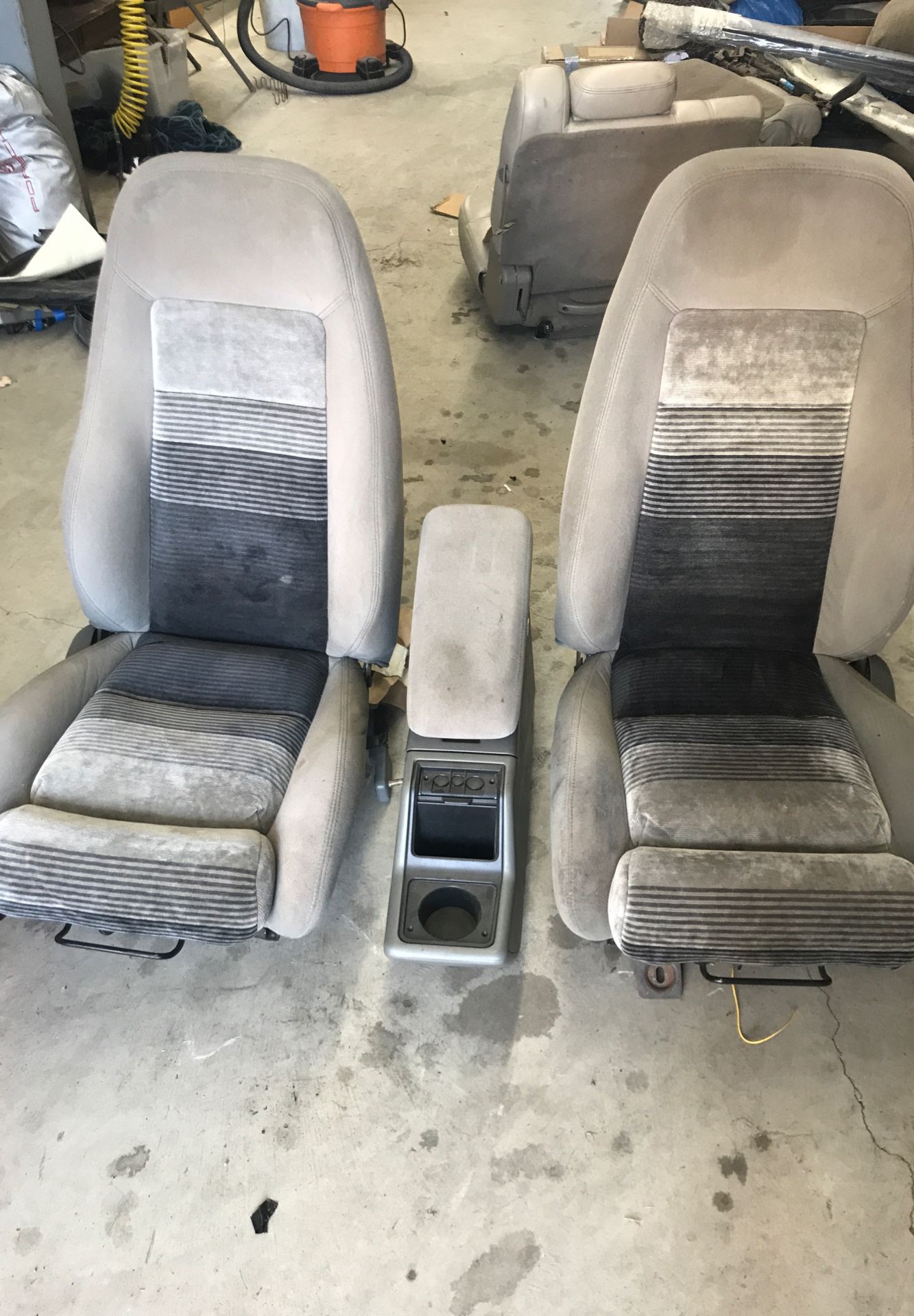 1994-1999 Ford Ranger 2 Ricaro Seats (Bucket)plus console for Sale in ...