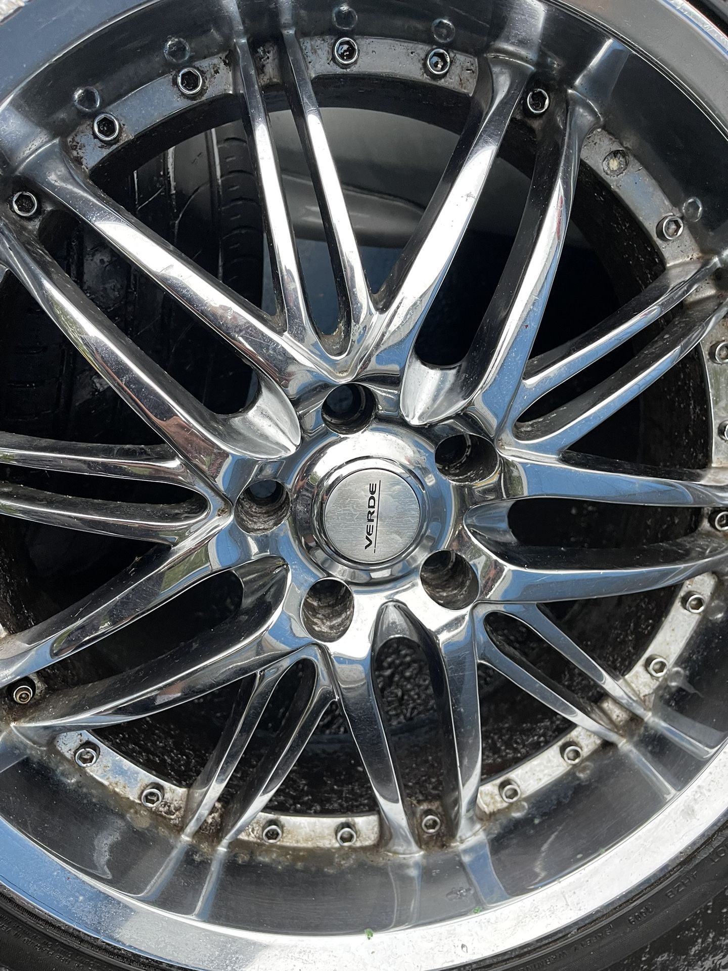 Verde Kaos Rims Full Set + spare for Sale in Everett, WA - OfferUp