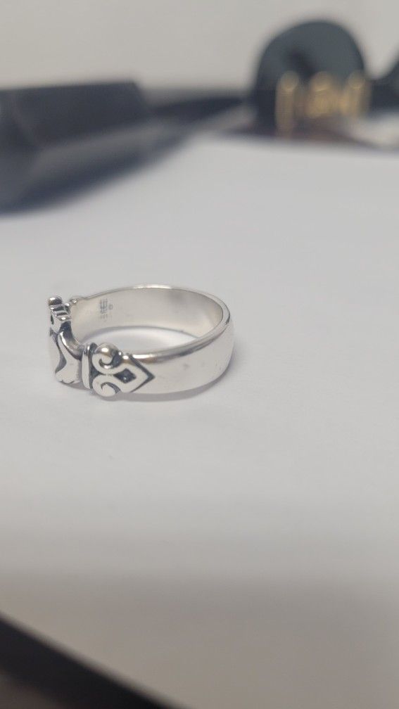 James Avery Retired Adorned Irish Claddagh Ring Size 10 for Sale in San Antonio TX OfferUp