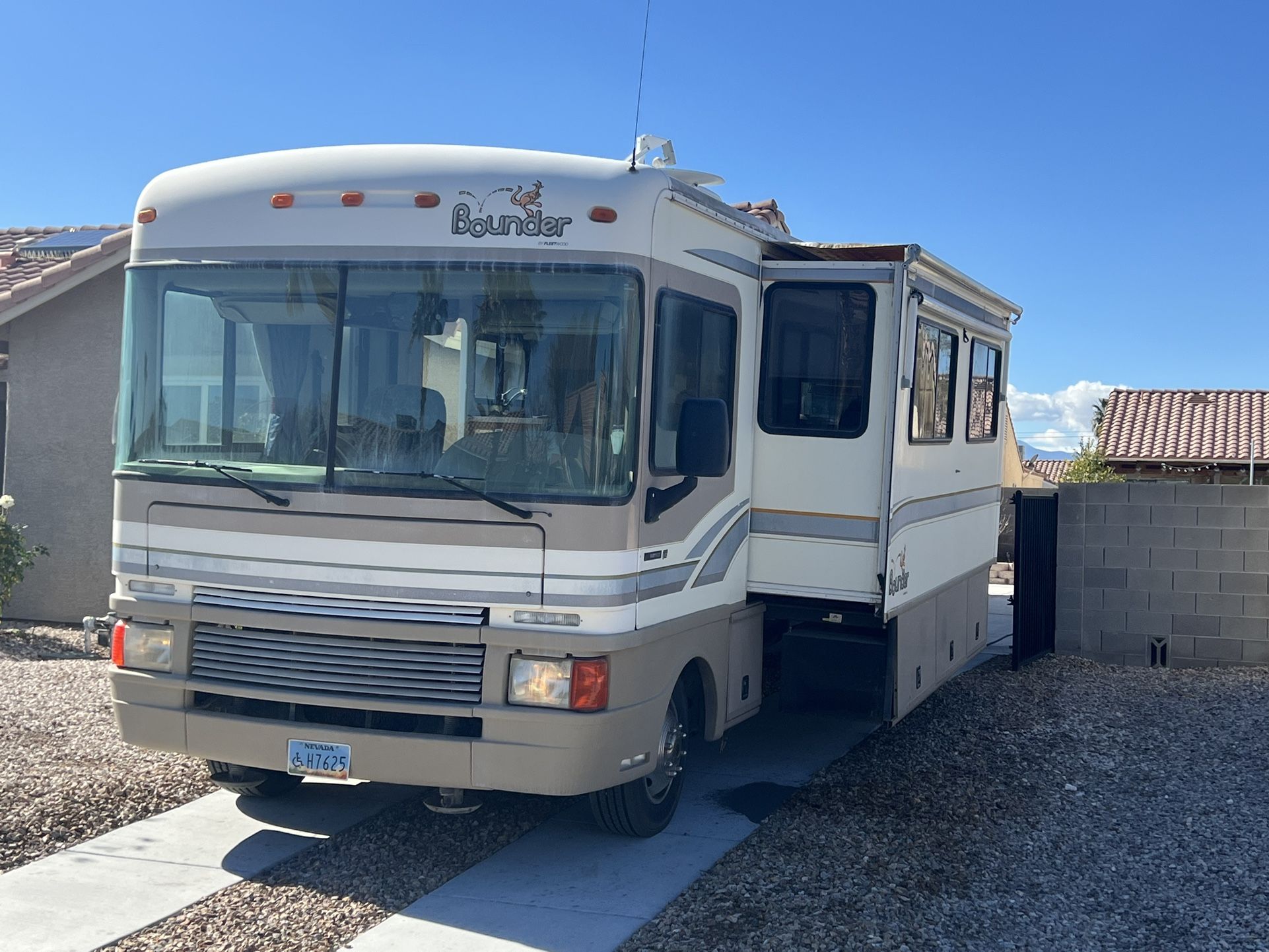 1999 Ford Bounder for Sale in North Las Vegas, NV - OfferUp