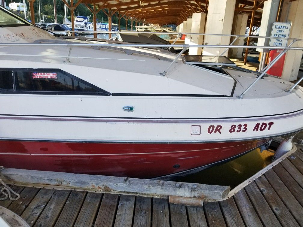 Bayliner 2750 Victoria for Sale in Tigard, OR - OfferUp