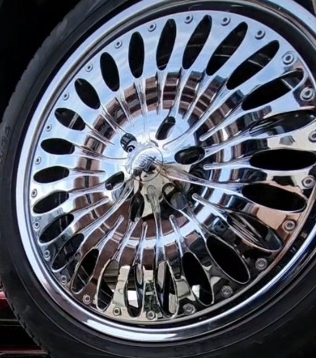 22"spinner Rims for Sale in Clovis, CA - OfferUp