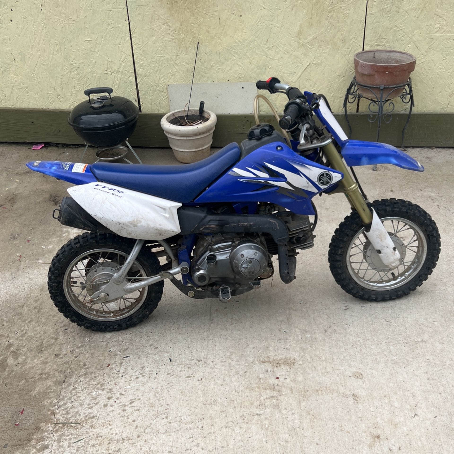 2006 Yamaha Dirtbike Ttr50 for Sale in Reedley, CA - OfferUp