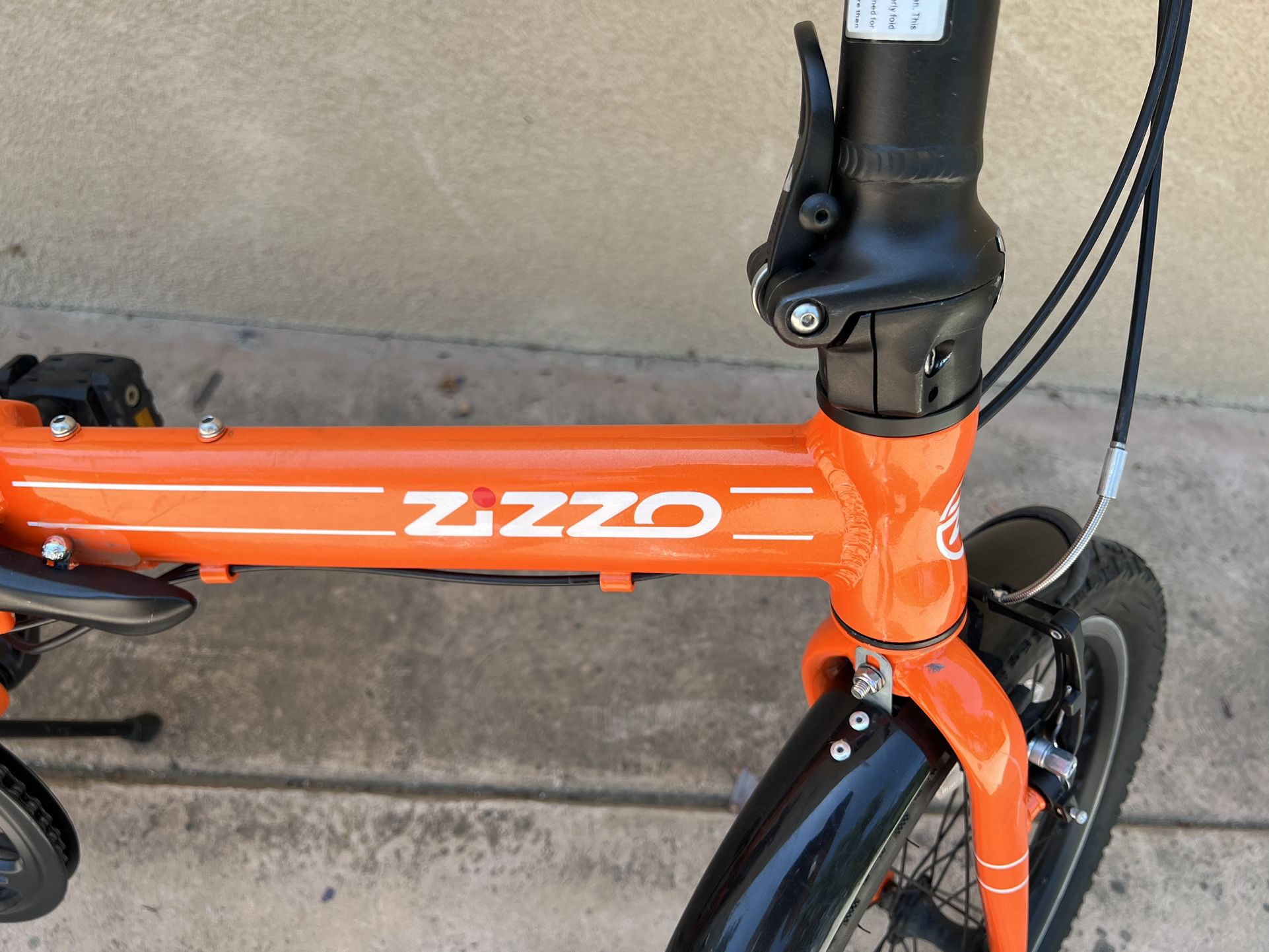 Zizzo Via Folding Bike for Sale in Grand Terrace, CA - OfferUp
