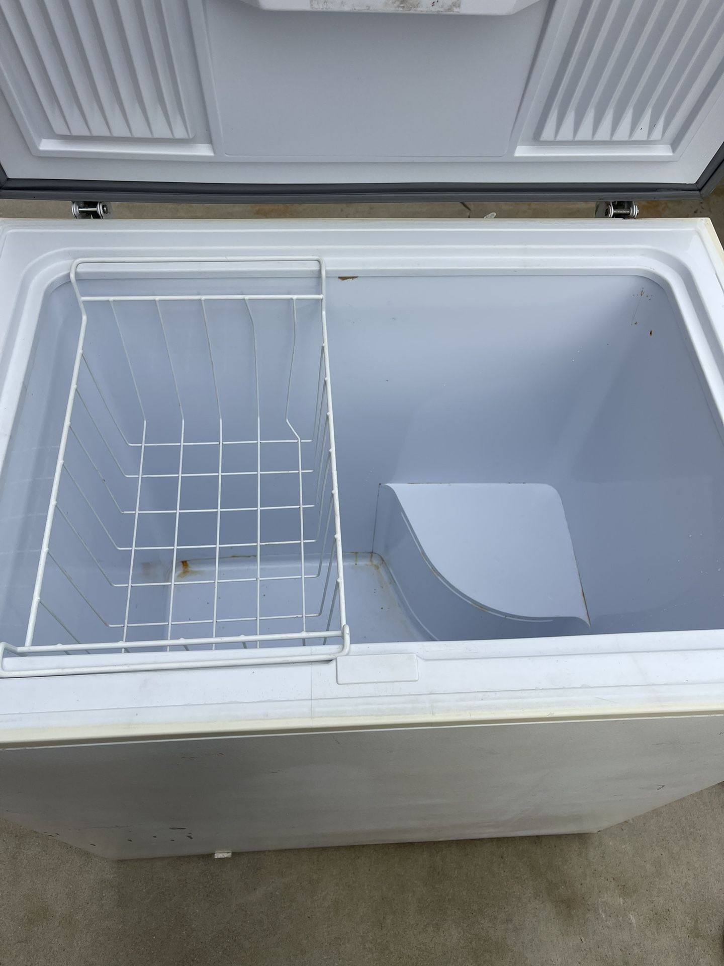 Chest Freezer for Sale in Clovis, CA - OfferUp