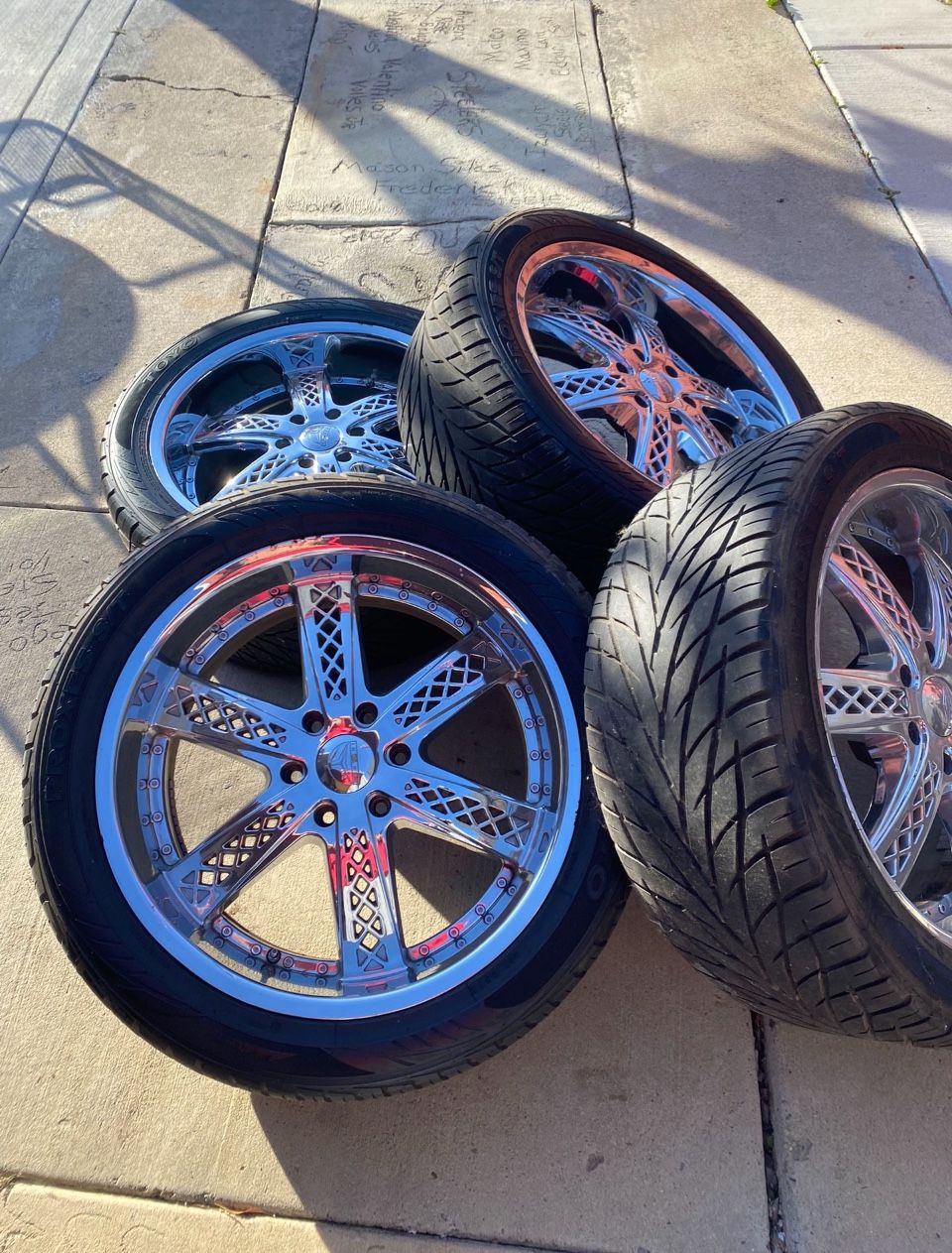 22 Inch Rims for Sale in Citrus Heights, CA - OfferUp