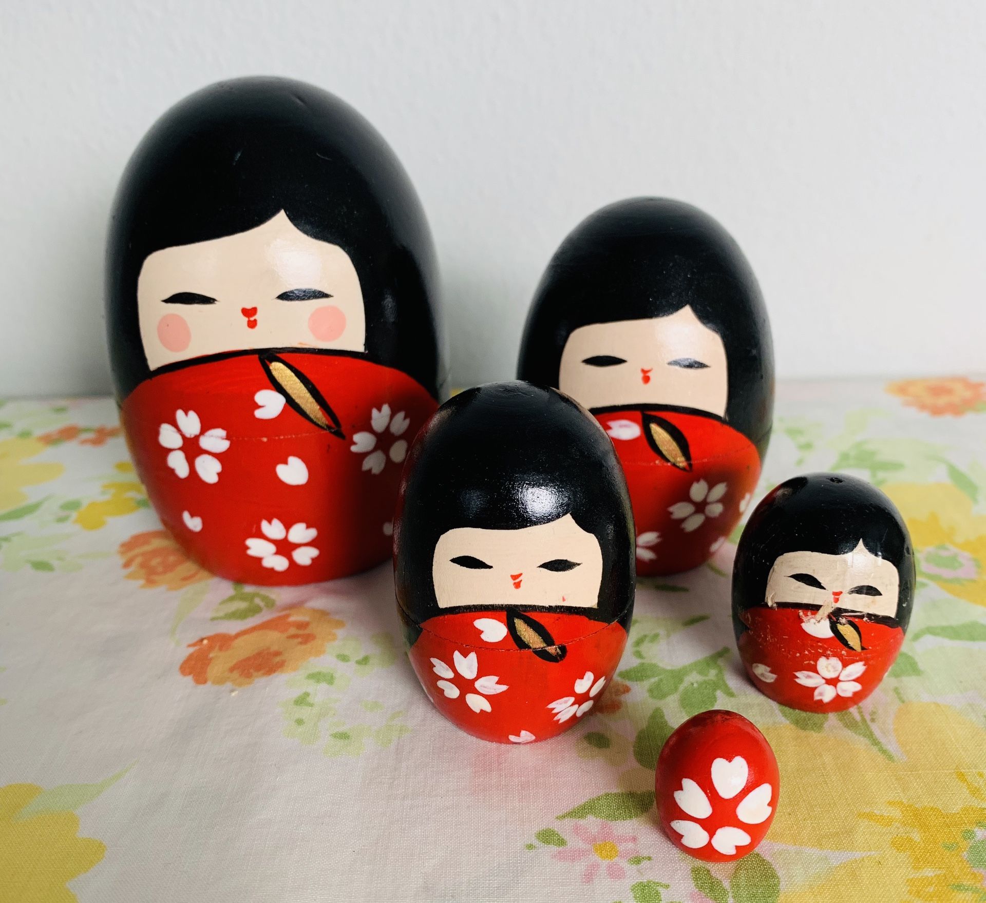 Japanese Girl Wooden Stacking Nesting Dolls 5 Piece Set The tallest ...