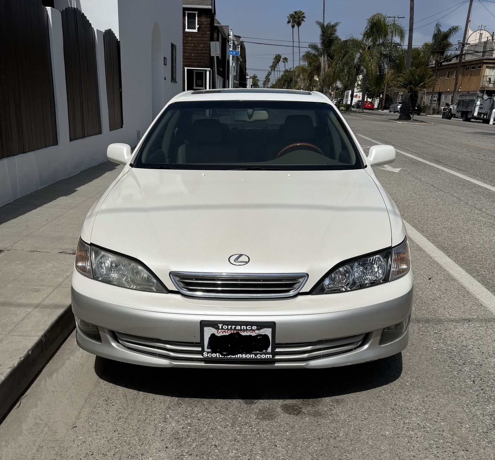 2001 Lexus ES 300 for Sale in Long Beach, CA - OfferUp