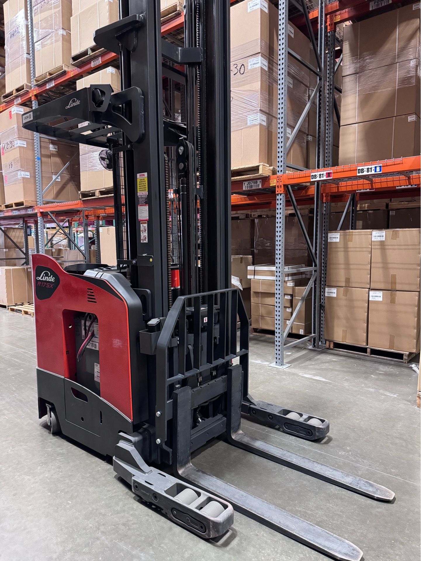 Linde R17SX 5195 High Deep Reach Forklift for Sale in Huntington Beach ...