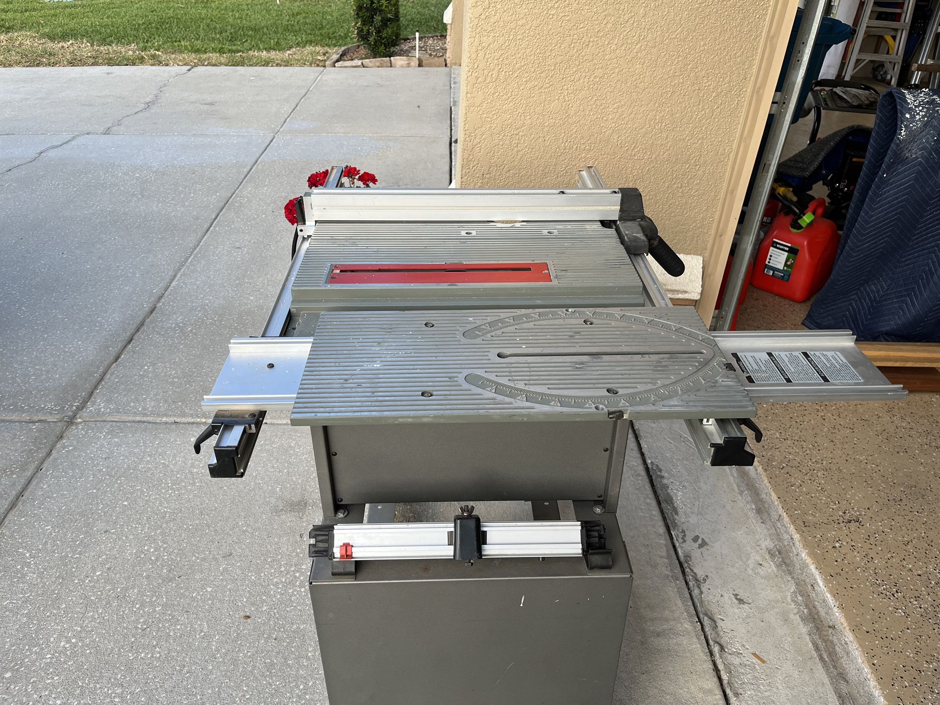 Ryobi BT 3000 Table Saw With A Craftsman Router (not Shown) for Sale in ...