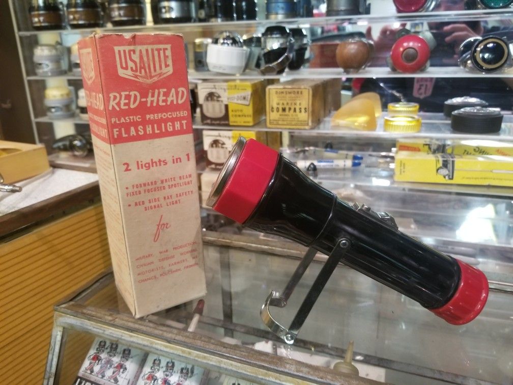 REDHEAD FLASHLIGHT. 1940 1950 FLEETLINE CHEVY BOMB for Sale in Fontana ...