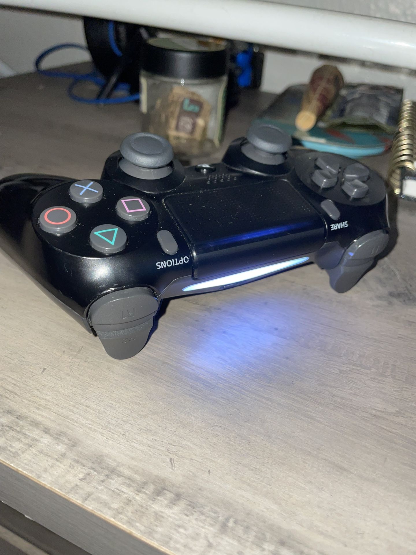 PS4 With Wall Mount for Sale in Moreno Valley, CA - OfferUp