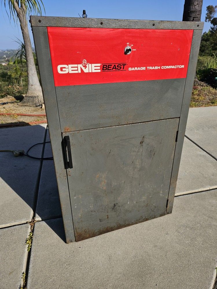 Genie Beast Heavy Duty Trash Compactor for Sale in Poway, CA - OfferUp