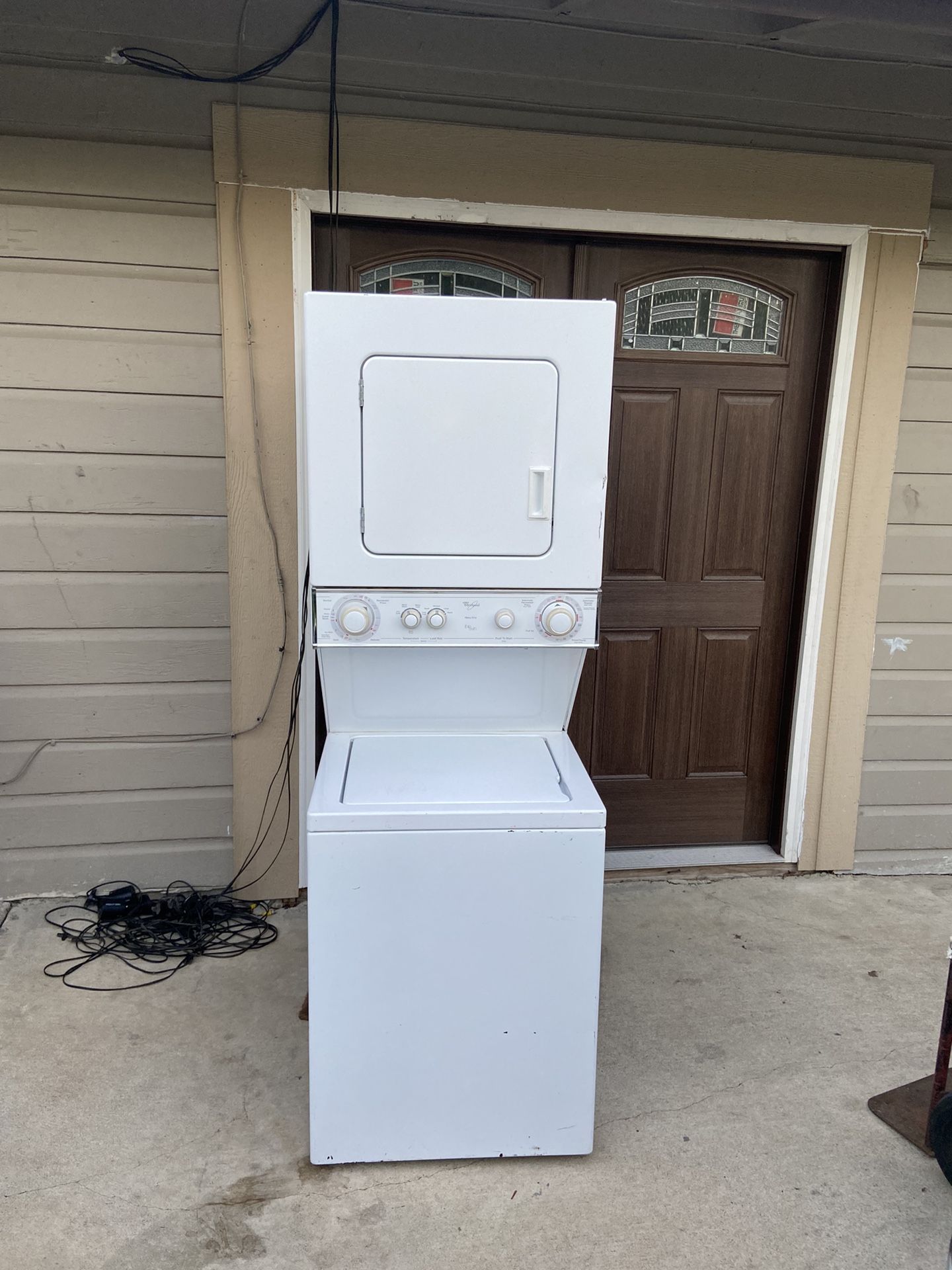 Whirlpool Washer And Dryer Combó for Sale in Arlington, TX - OfferUp