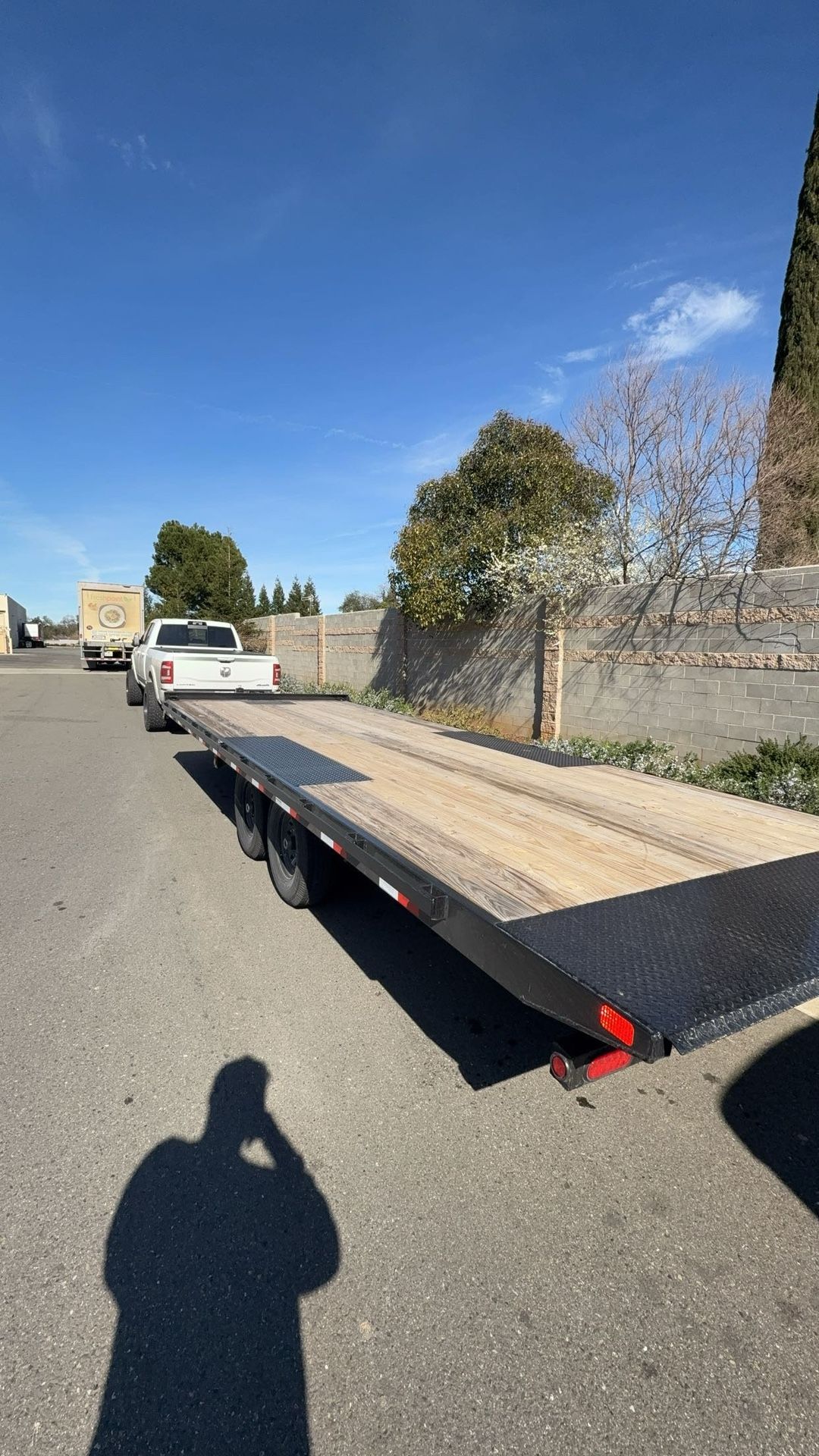 24 Foot Tilt Deck for Sale in Everett, WA - OfferUp