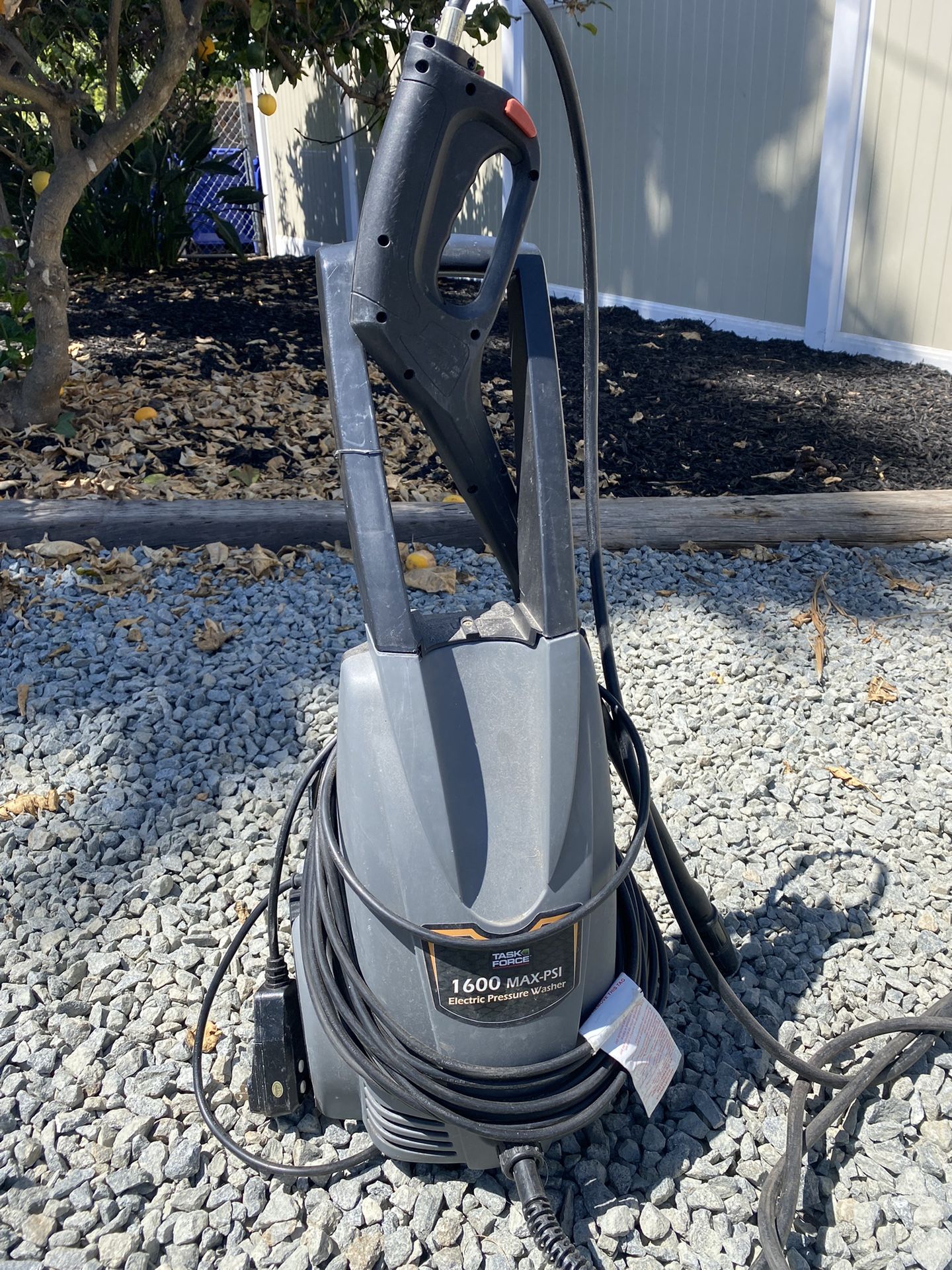 Task Force 1600 Pressure Washer