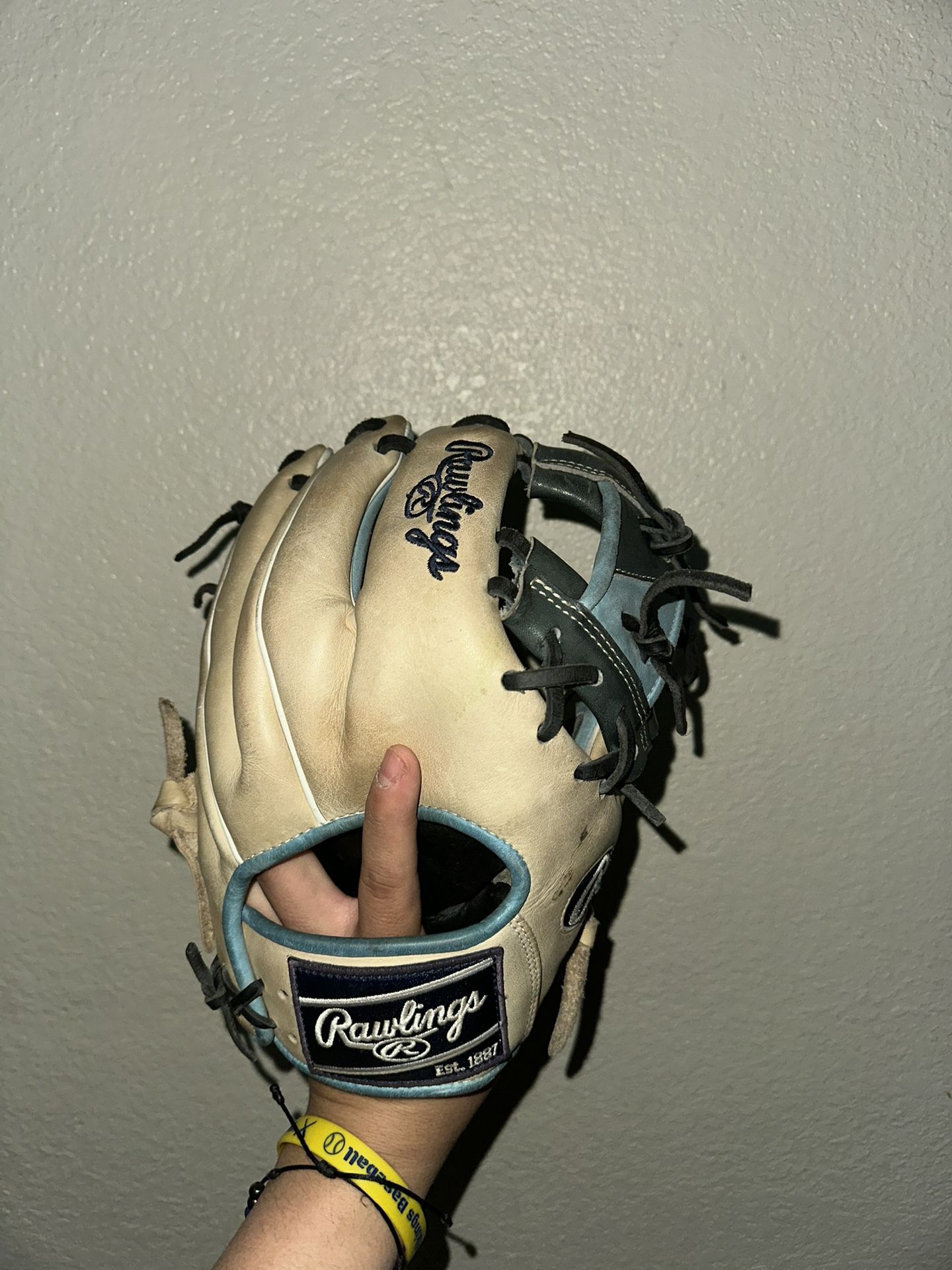 Rawlings Heart of the Hide PRO204‑2BC – 11.5” – Good Condition for Sale ...