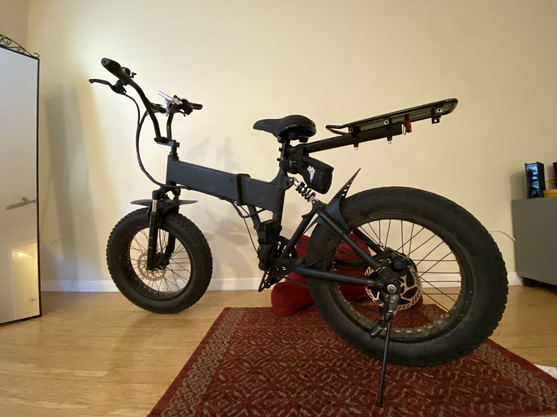 Swagtron EB-8 Folding Electric Bike with Helment and two locks for Sale ...
