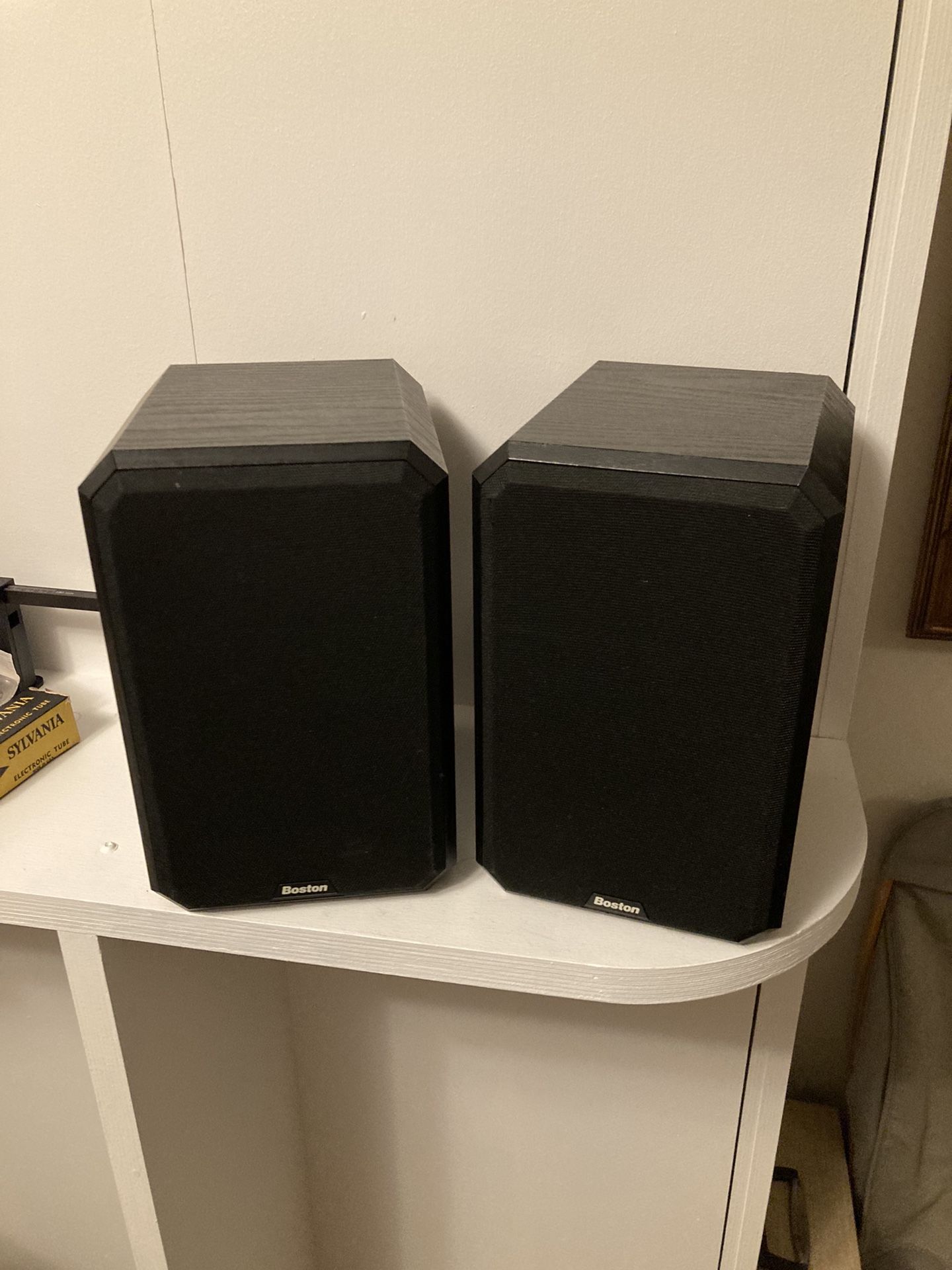 Boston Acoustics HD5 Bookshelf Speakers for Sale in Pasadena, CA - OfferUp
