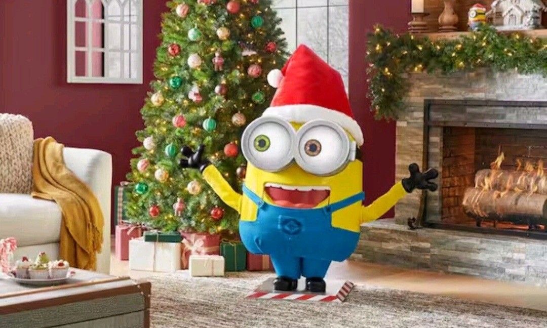 Brand new in box universal 3.5 Ft Animated LED Holiday Minion Christmas ...