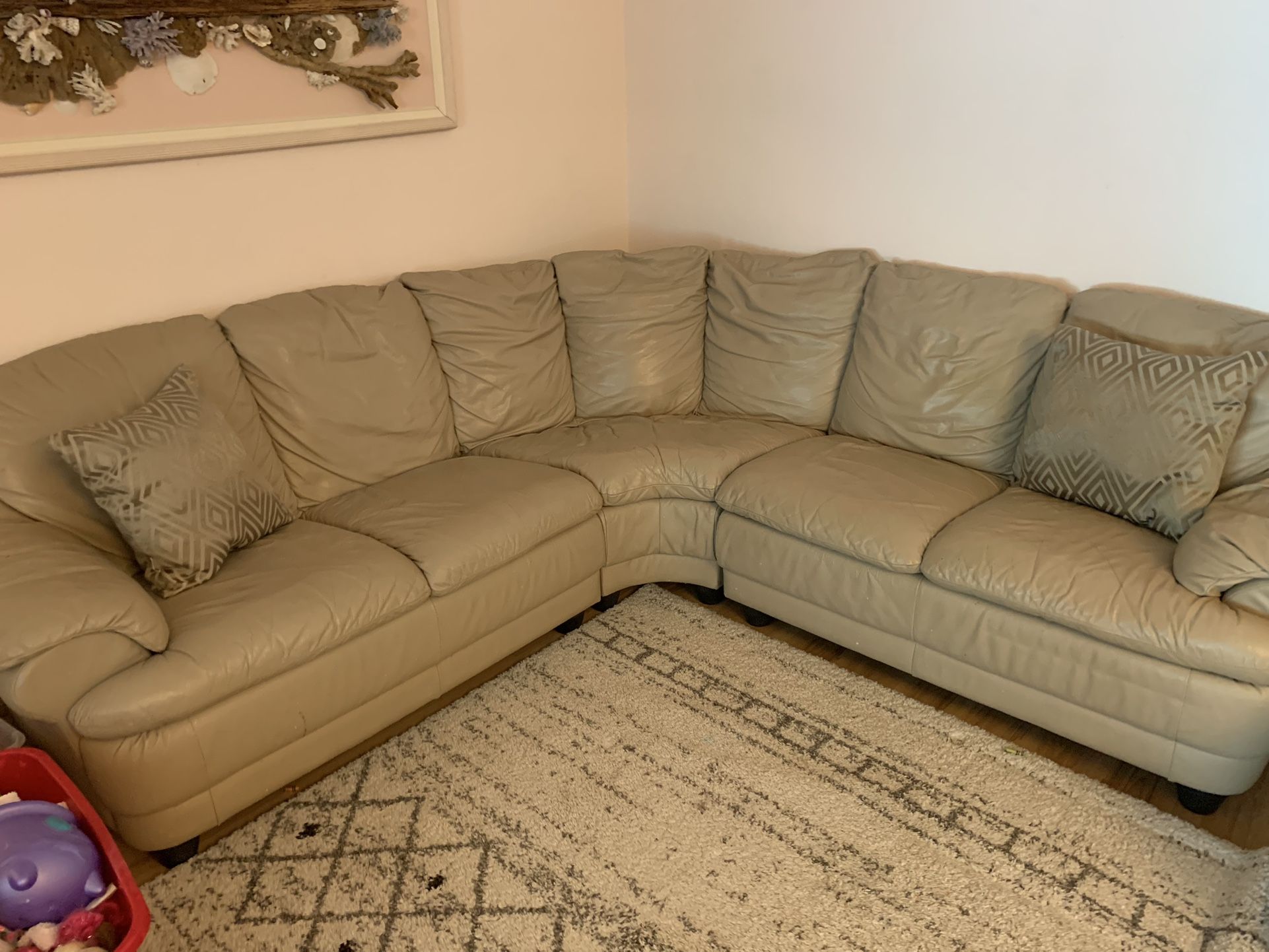 Leather Couch Sectional for Sale in Largo, FL - OfferUp