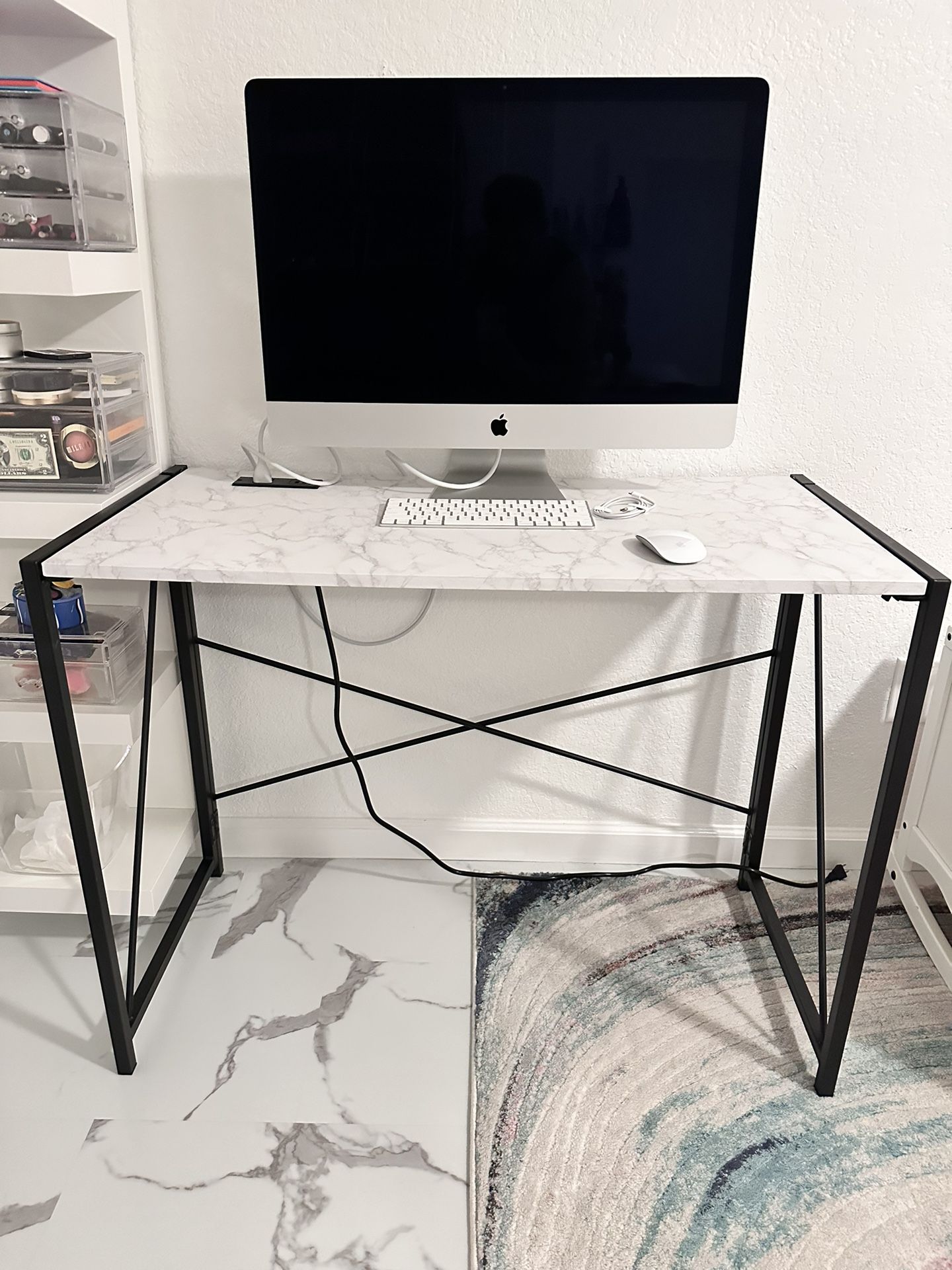 Computer Desk Great easily foldable office desk. 19"D x 39"W x 29"H for ...