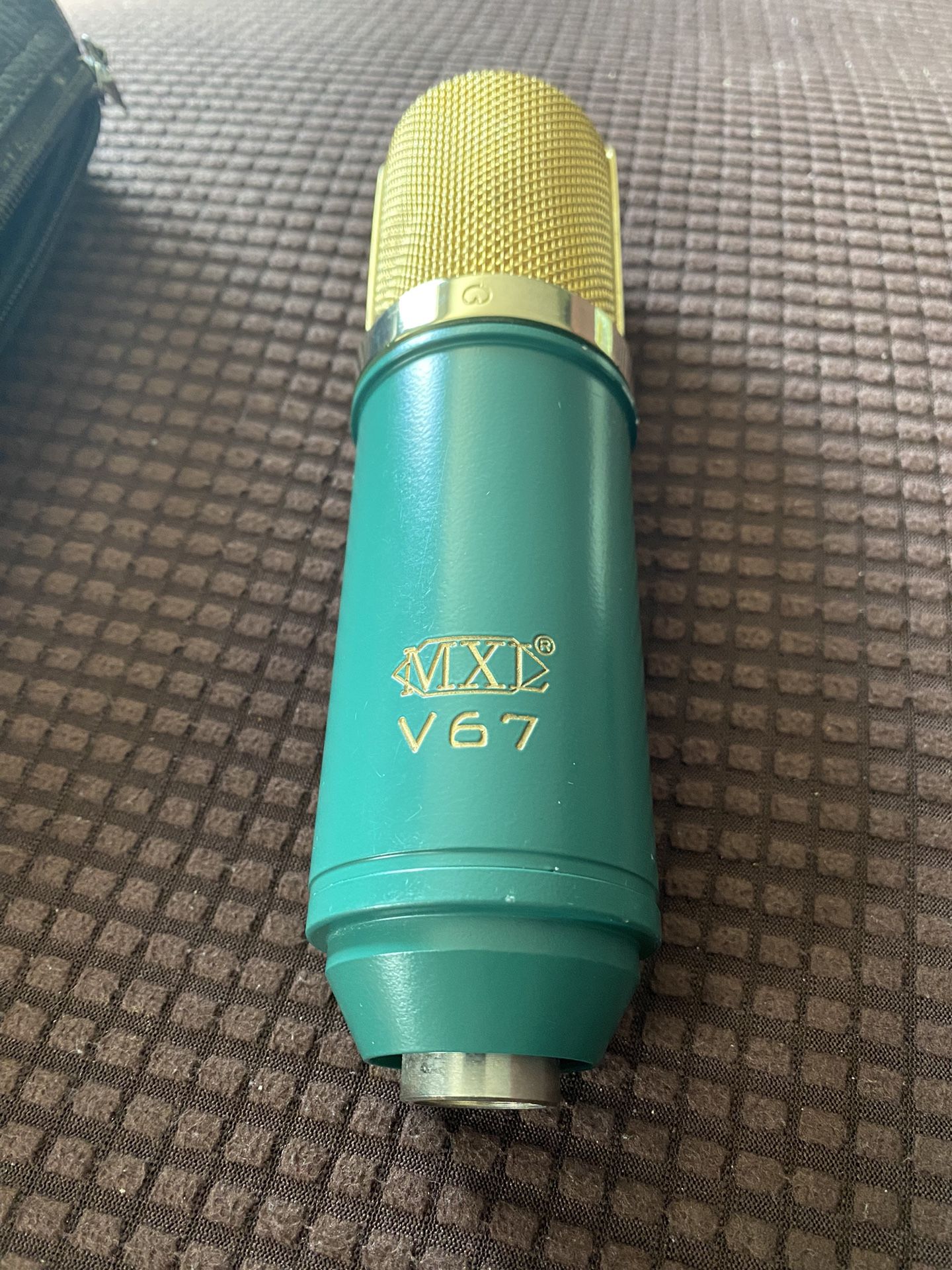 Mxl V67 Condenser Microphone for Sale in Moreno Valley, CA - OfferUp