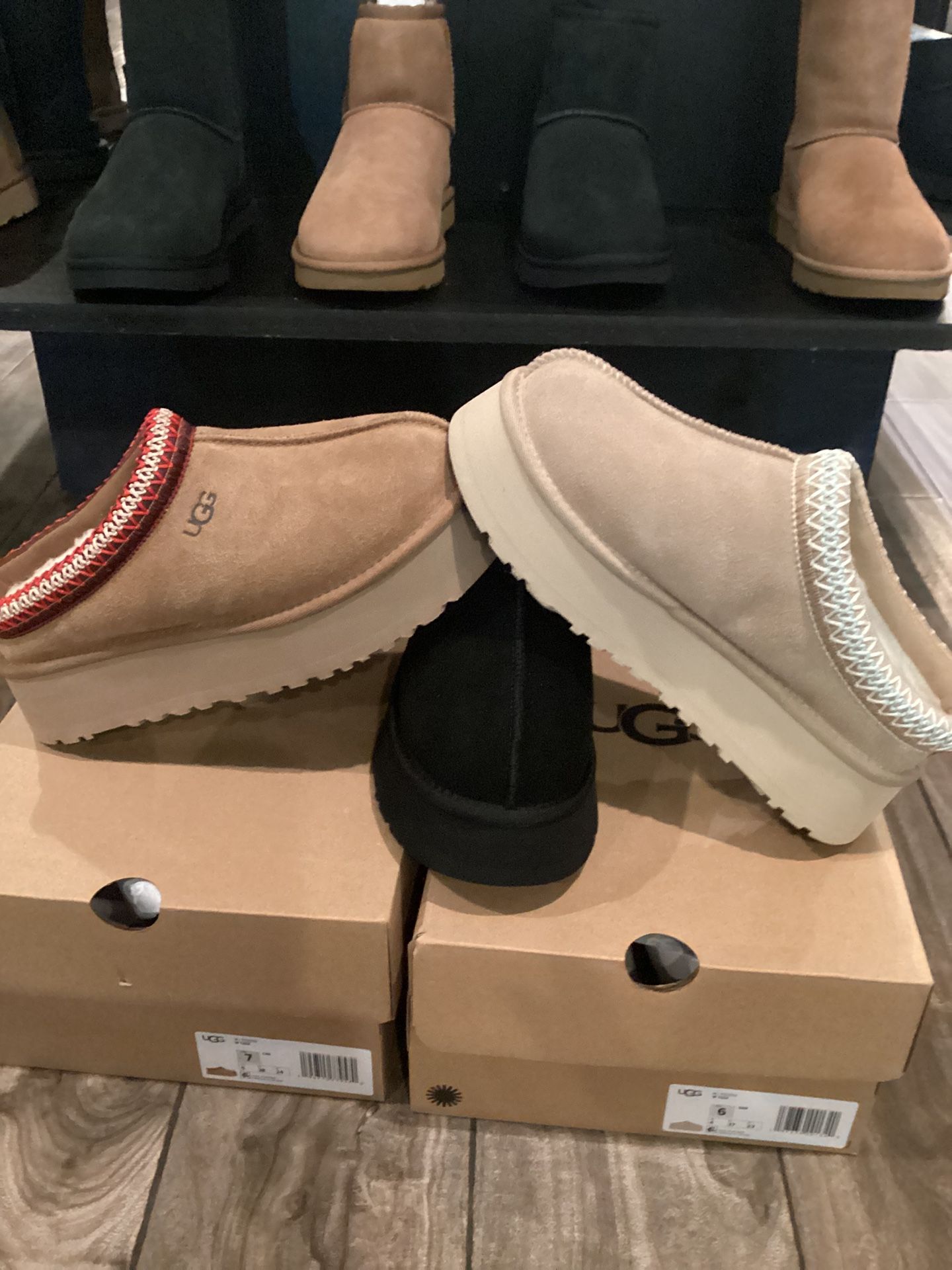 Uggs Women Tazz Platforms, All Color All Sizes After Christmas Special ...