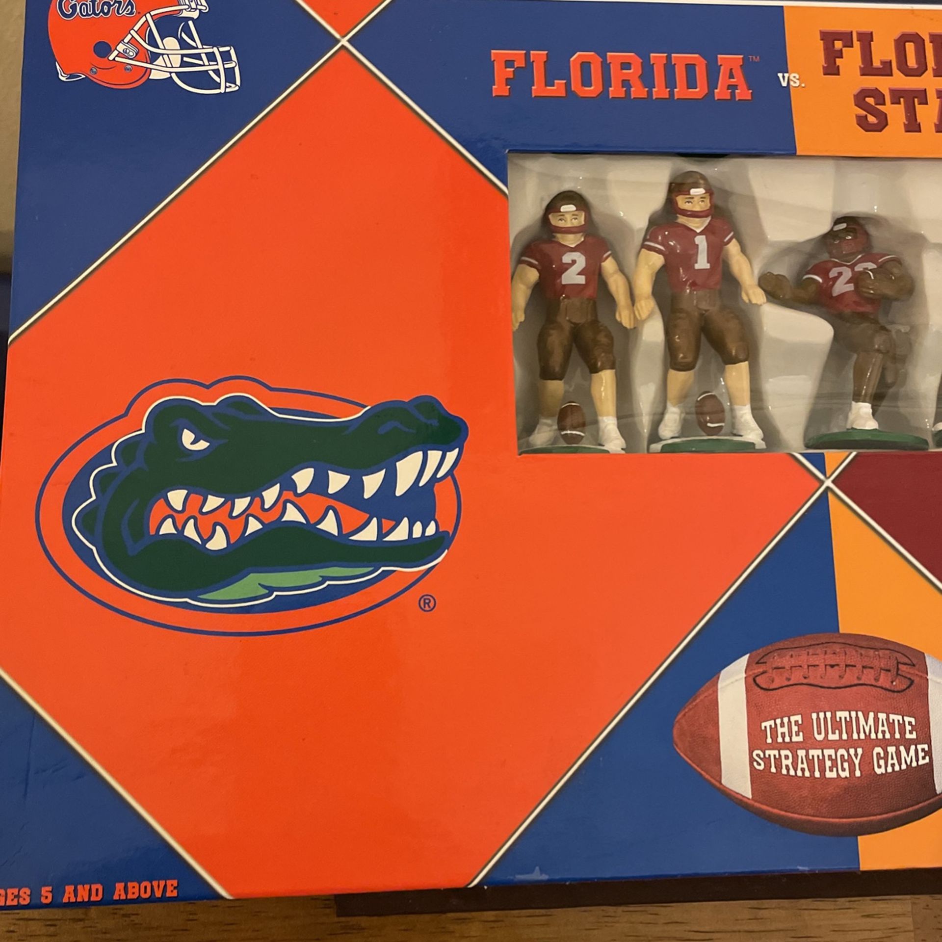 NCAA Florida Gators Vs Florida State Seminoles Chess Set. for Sale in ...