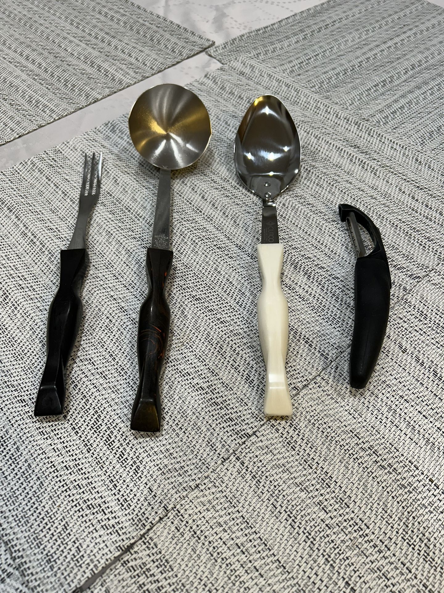Cutco Kitchen Utensils for Sale in Fullerton, CA - OfferUp