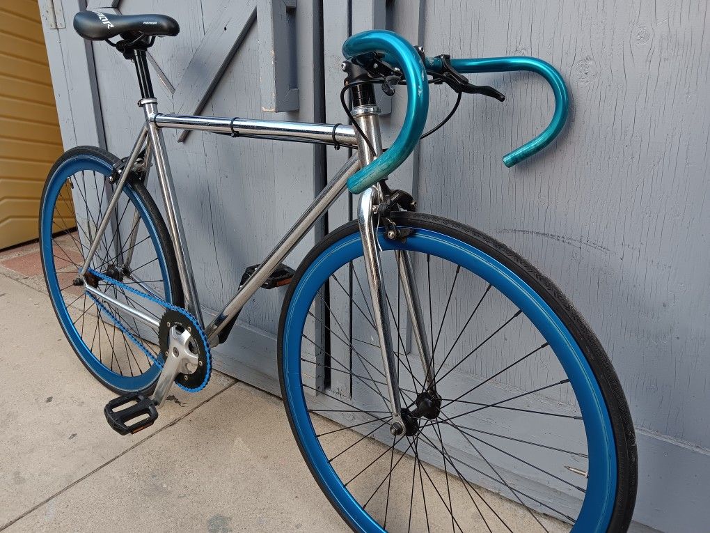 54cm. FIXIE for Sale in Inglewood, CA - OfferUp