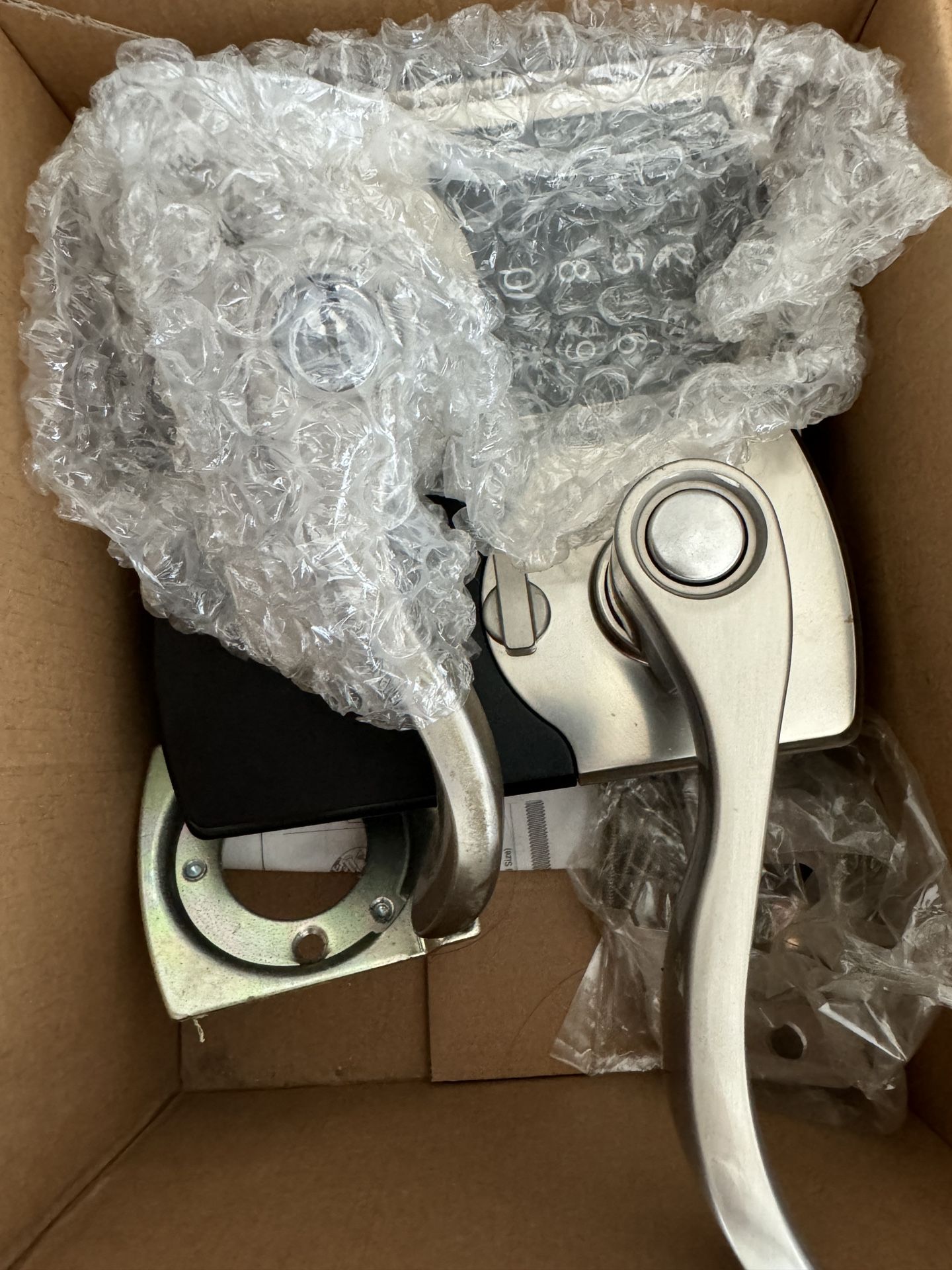 Pin Pad Security Doorknob for Sale in Visalia, CA - OfferUp