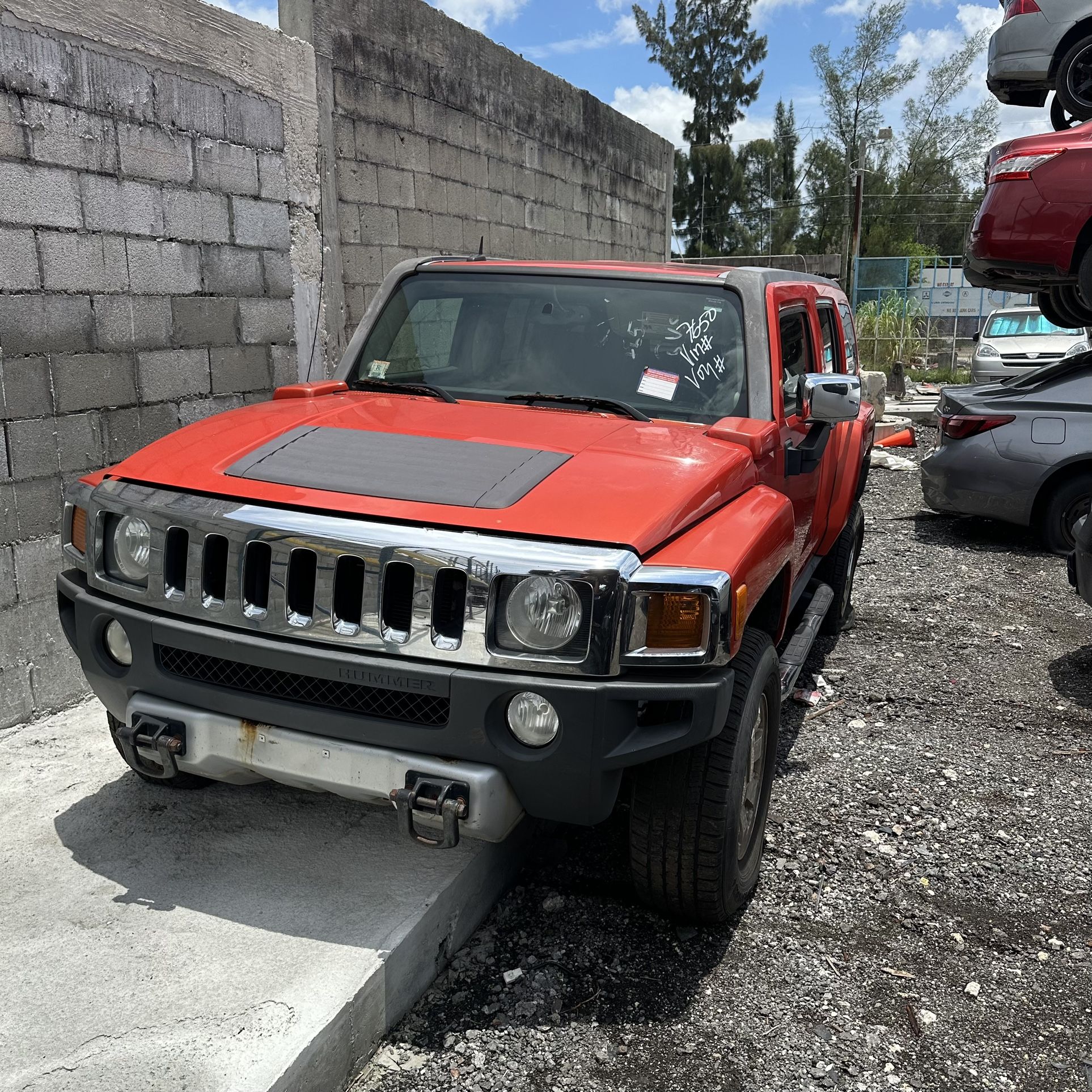 Red Hummer H3 With Rims