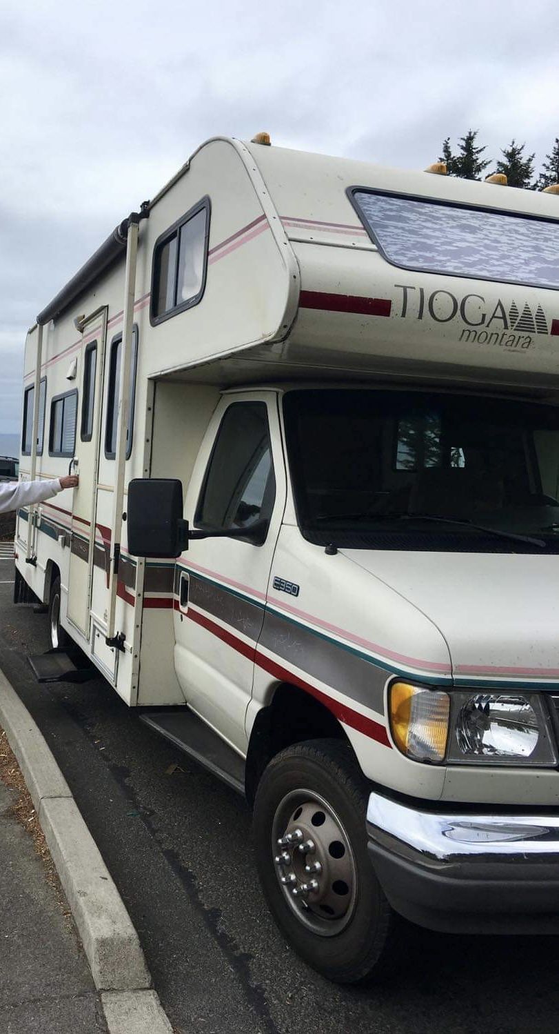 1993 Ford Tioga montera for Sale in Lakeside, AZ - OfferUp