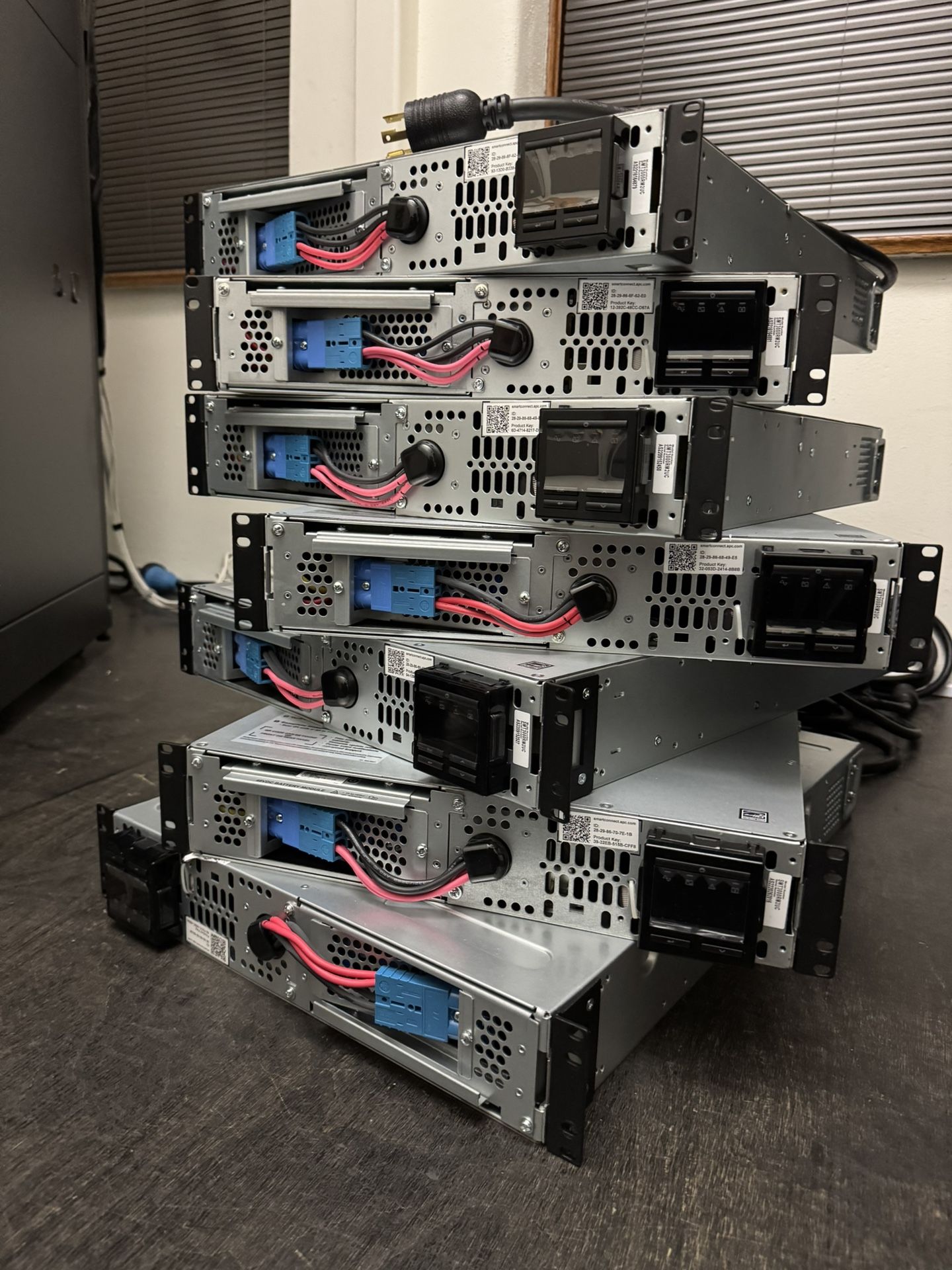 $26,000 Worth Of APC Server Batteries (10 Units) for Sale in Santa ...